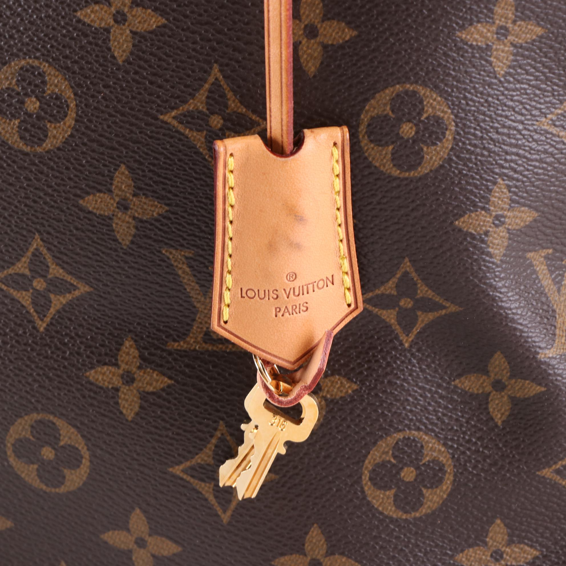 Louis Vuitton Sac Lockit MM in Monogram Canvas and Leather | EBTH
