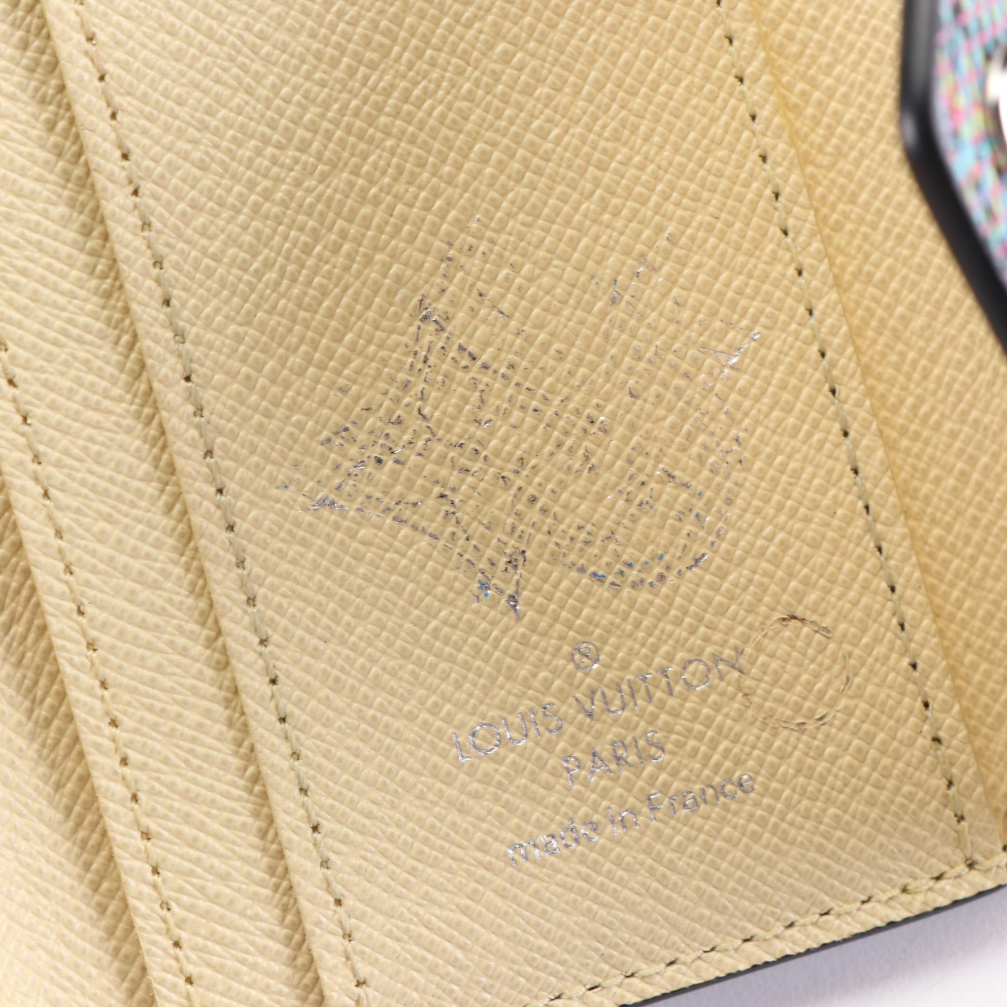 Louis Vuitton Zoe Wallet in Monogram LV Pop Canvas | EBTH