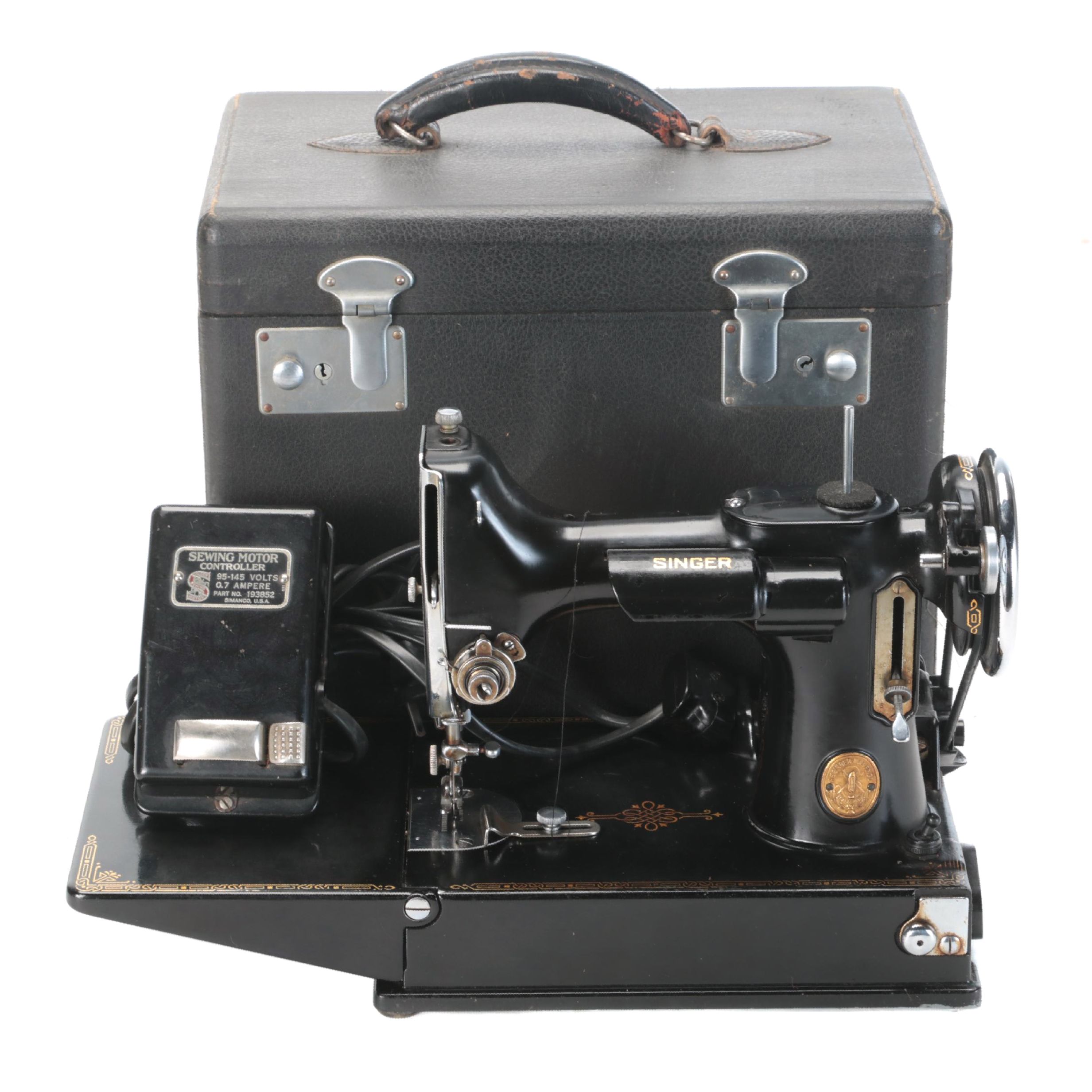 Singer Sewing Machine with Accessories, 1935 | EBTH