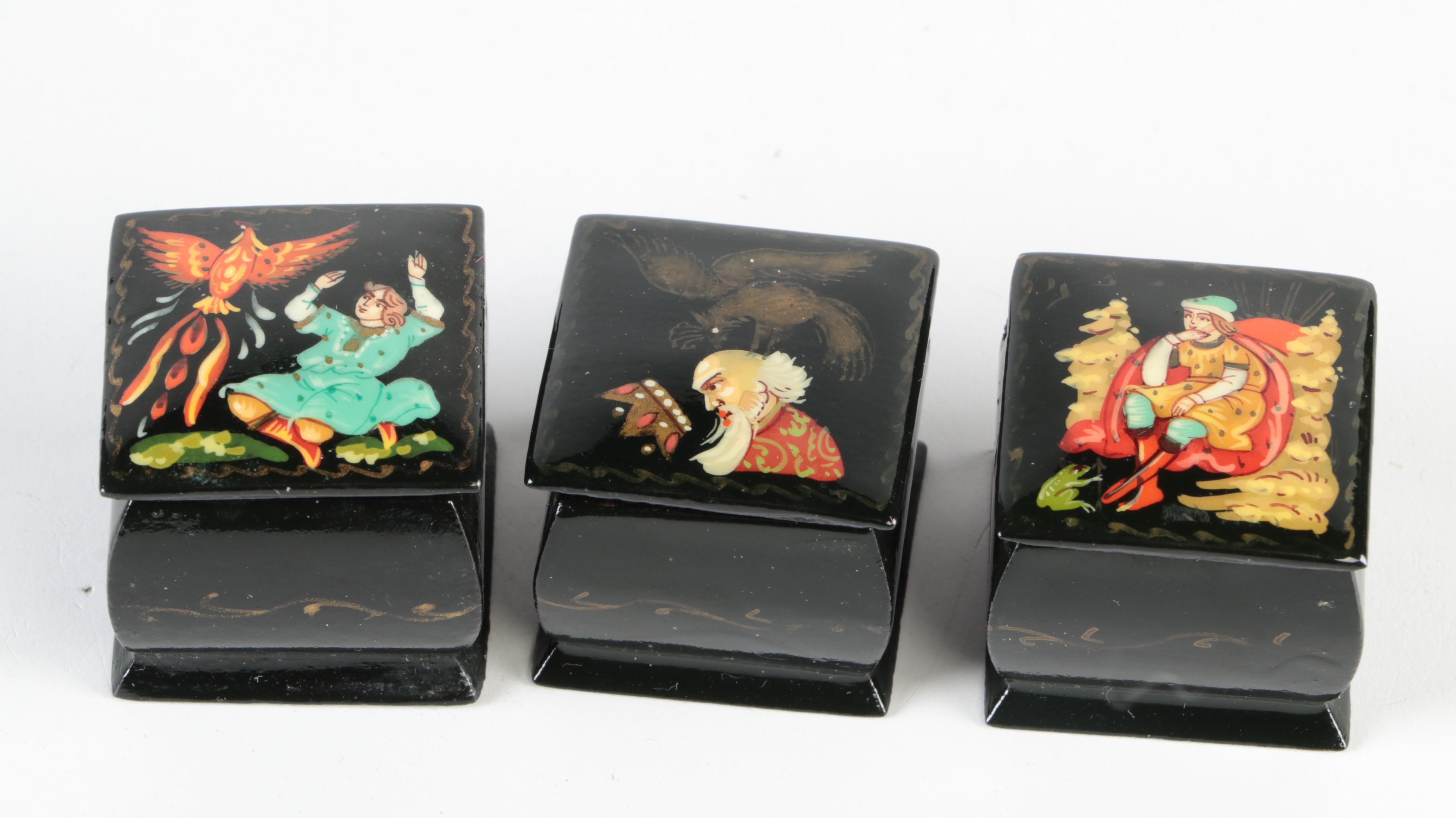 Russian Kholuy Fairytale Hand-Painted Lacquerware Miniature Boxes | EBTH