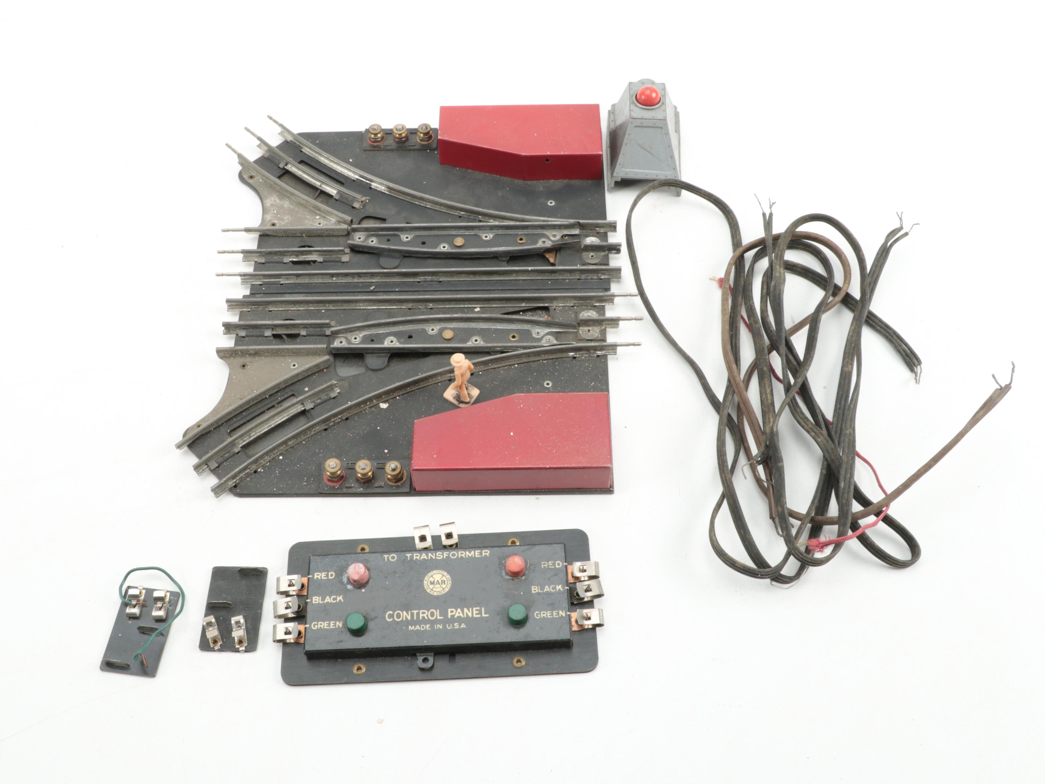 Louis Marx & Co. Stream Line Electric Train Set and Tunnel, Mid-20th ...