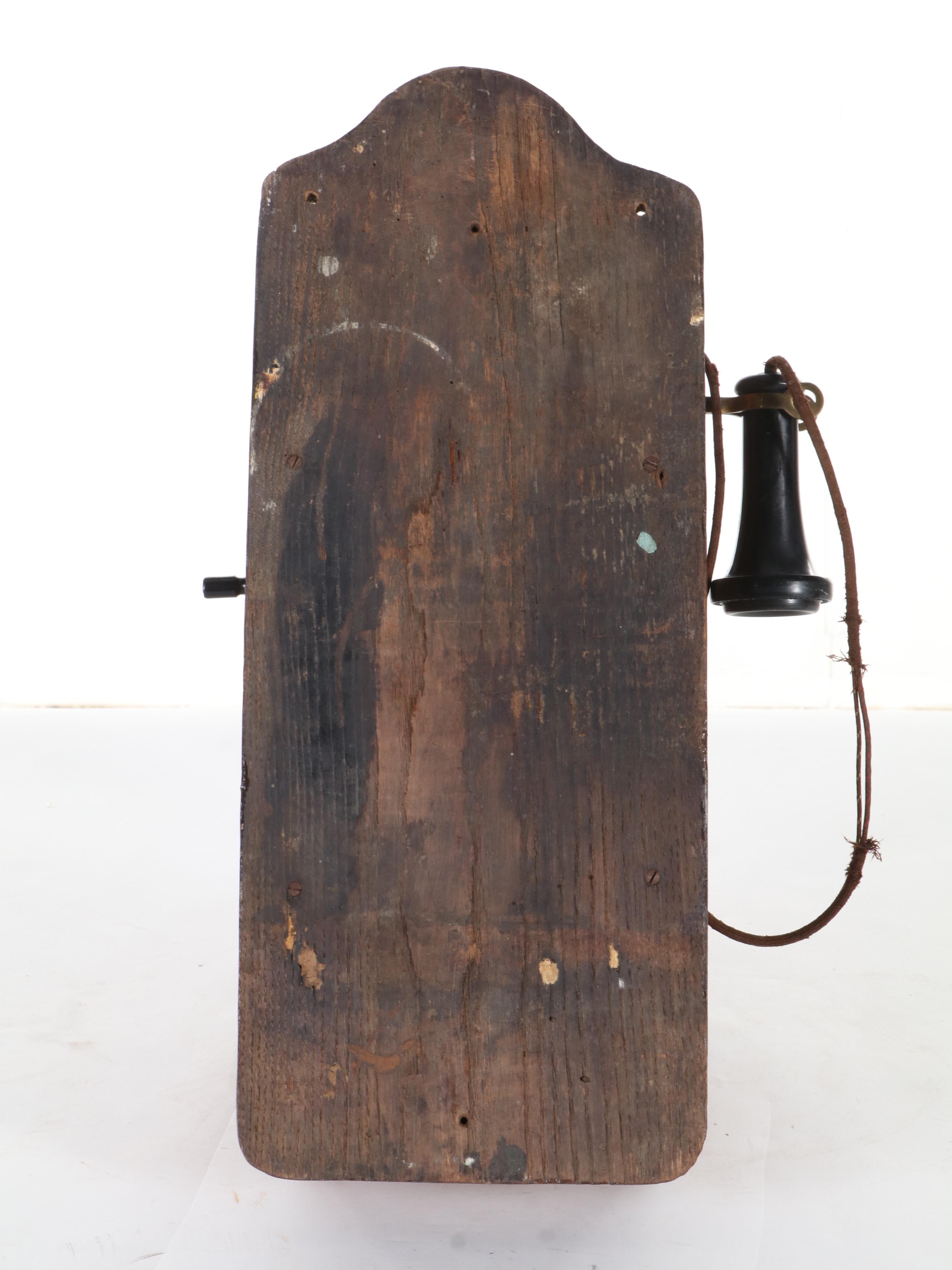 Kellogg Model 323 Antique Wall-Mounted Hand-Crank Telephone, Early 20th ...