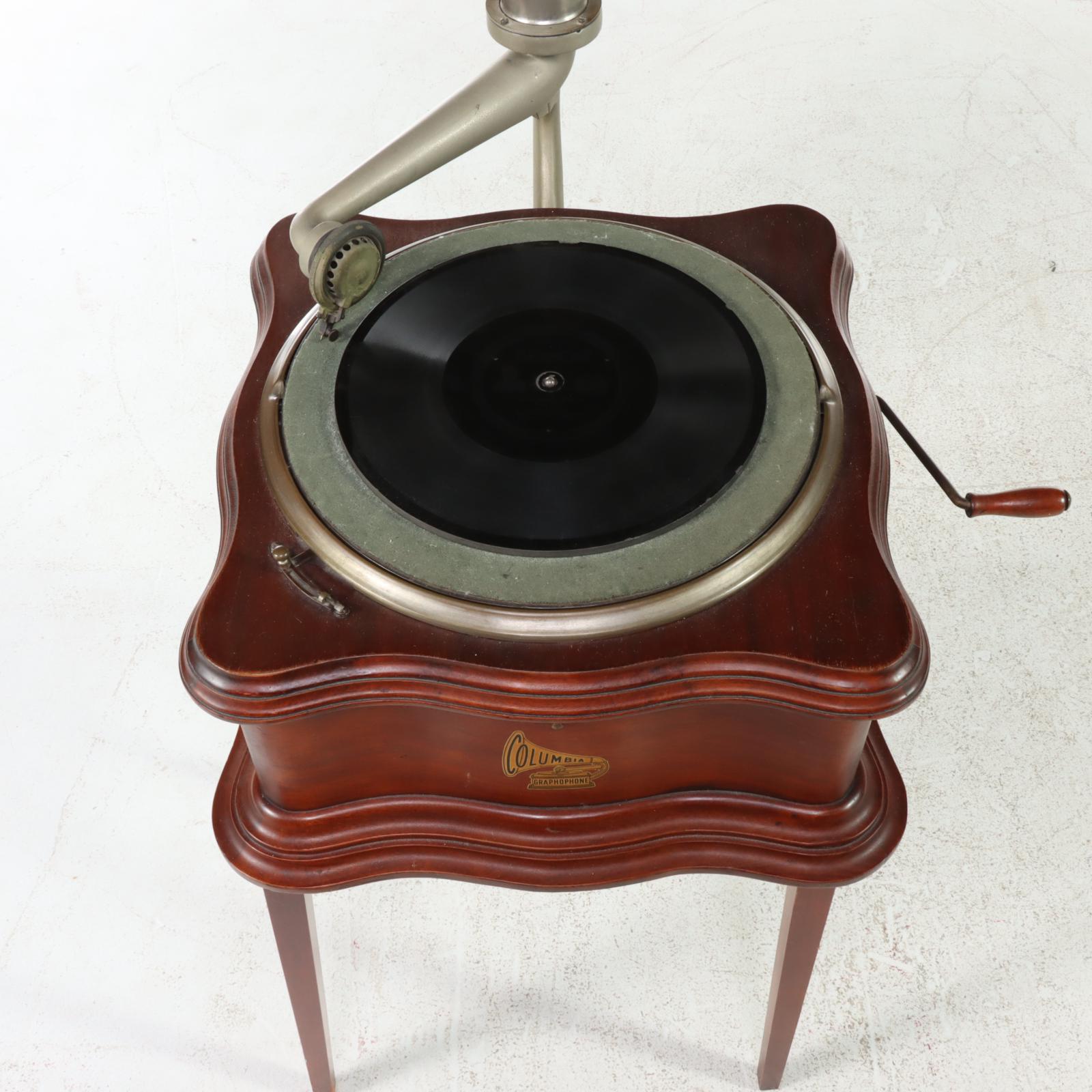 Columbia Graphophone Co. Mahogany Gramophone on Side Table, Early 20th ...