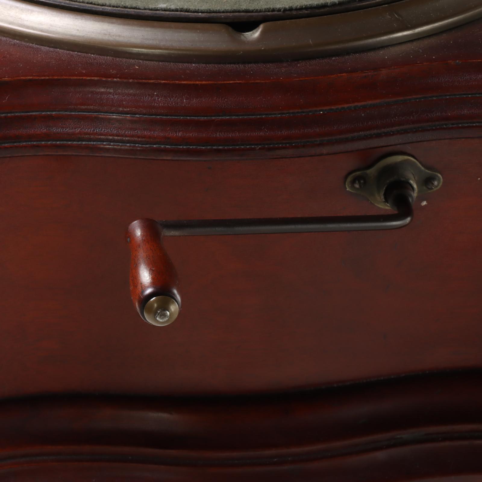 Columbia Graphophone Co. Mahogany Gramophone on Side Table, Early 20th ...