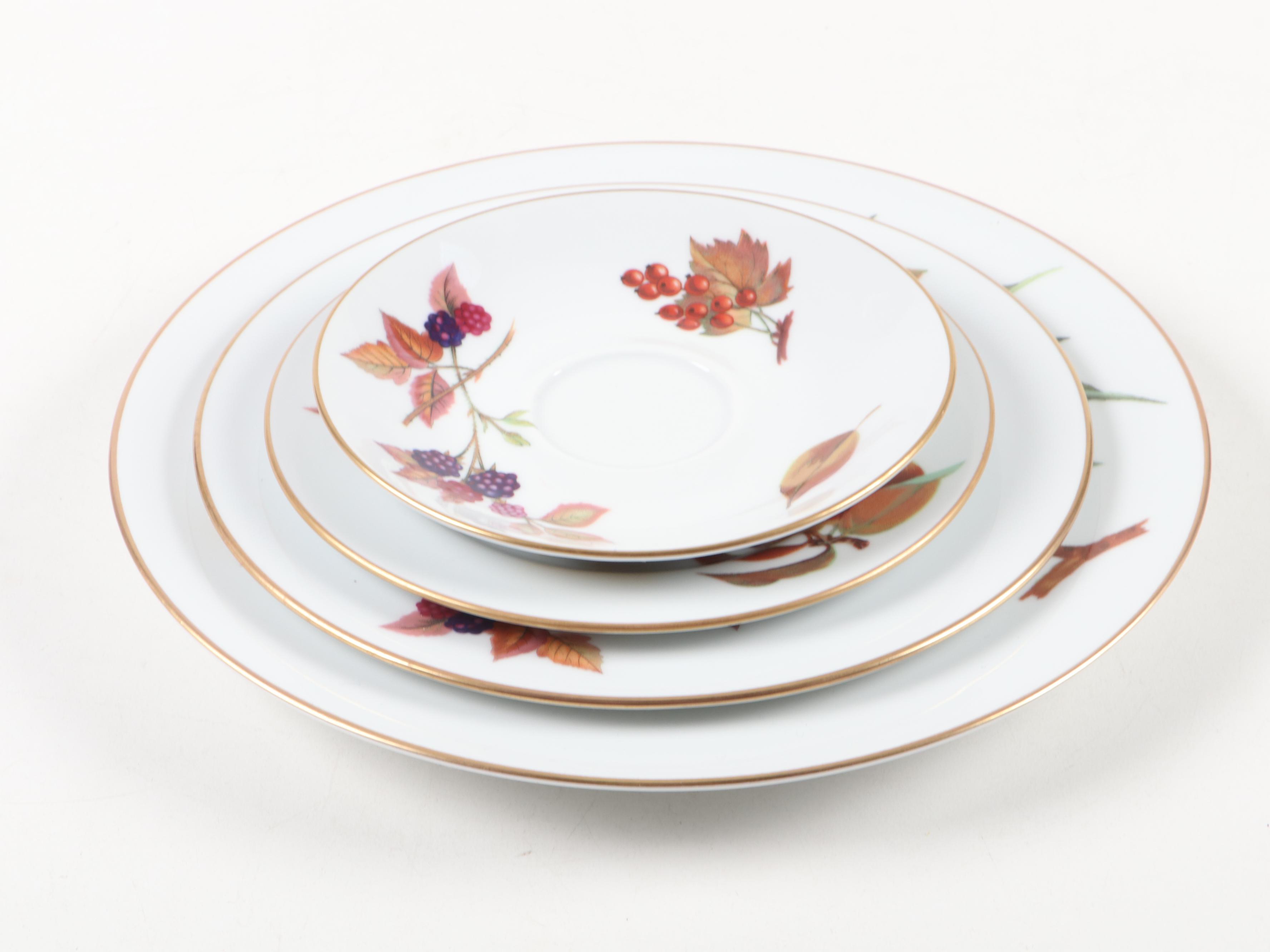 Royal Worcester "Evesham Vale" Dinnerware with Table Linen Collection ...