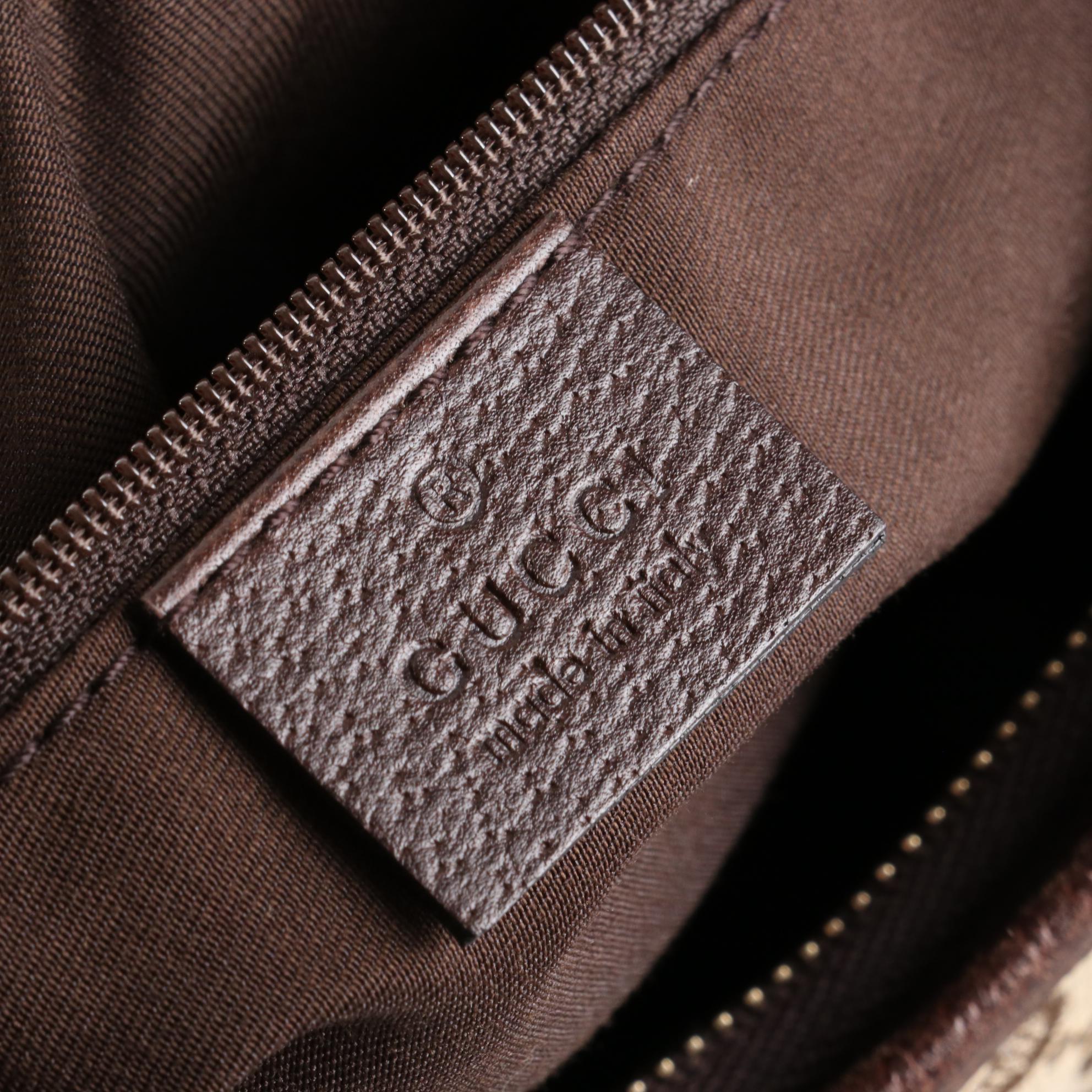 Gucci Abbey D-Ring Shoulder Bag in GG Canvas and Leather | EBTH