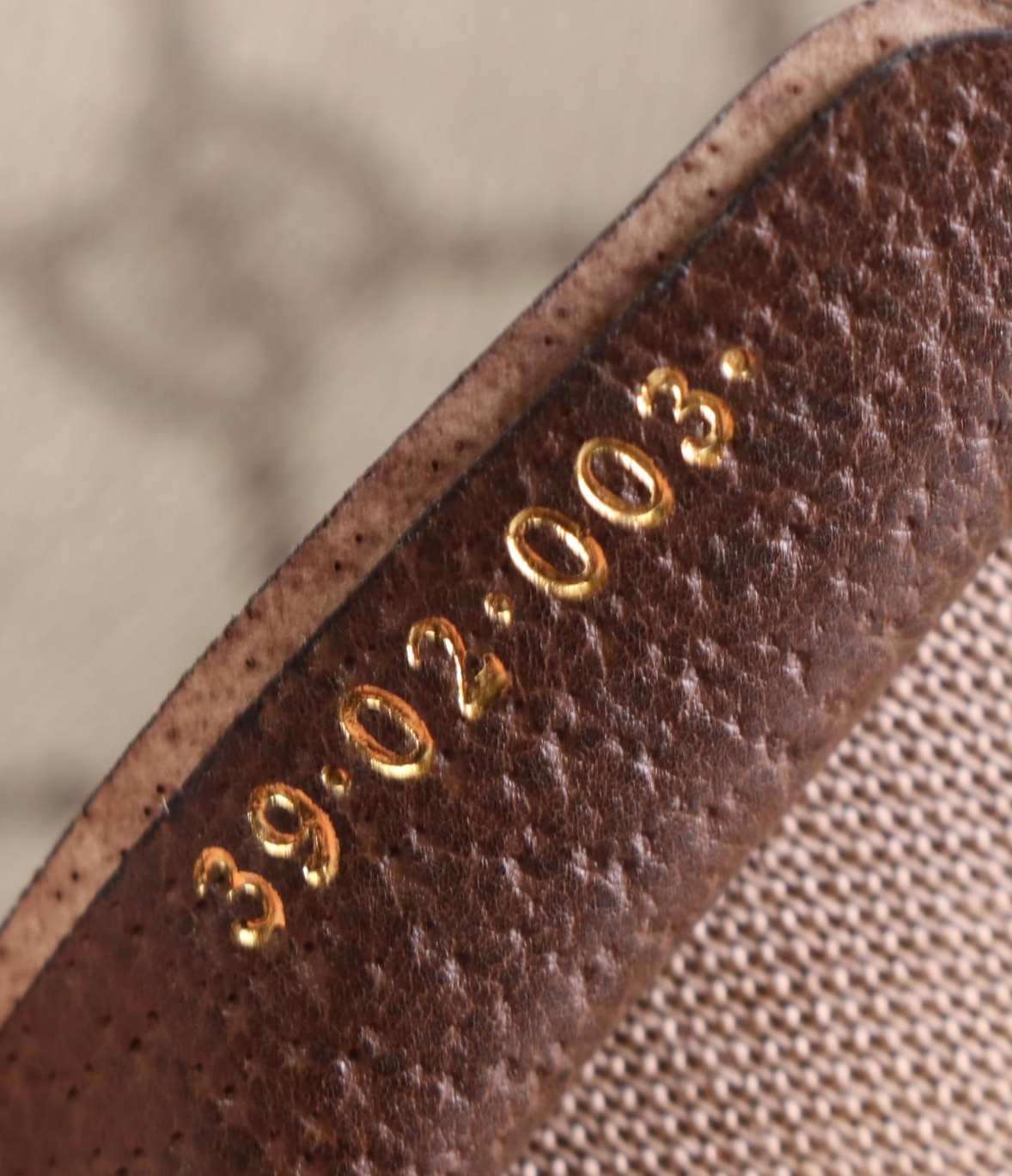 Gucci Accessory Collection GG Supreme Web Strap Tote | EBTH