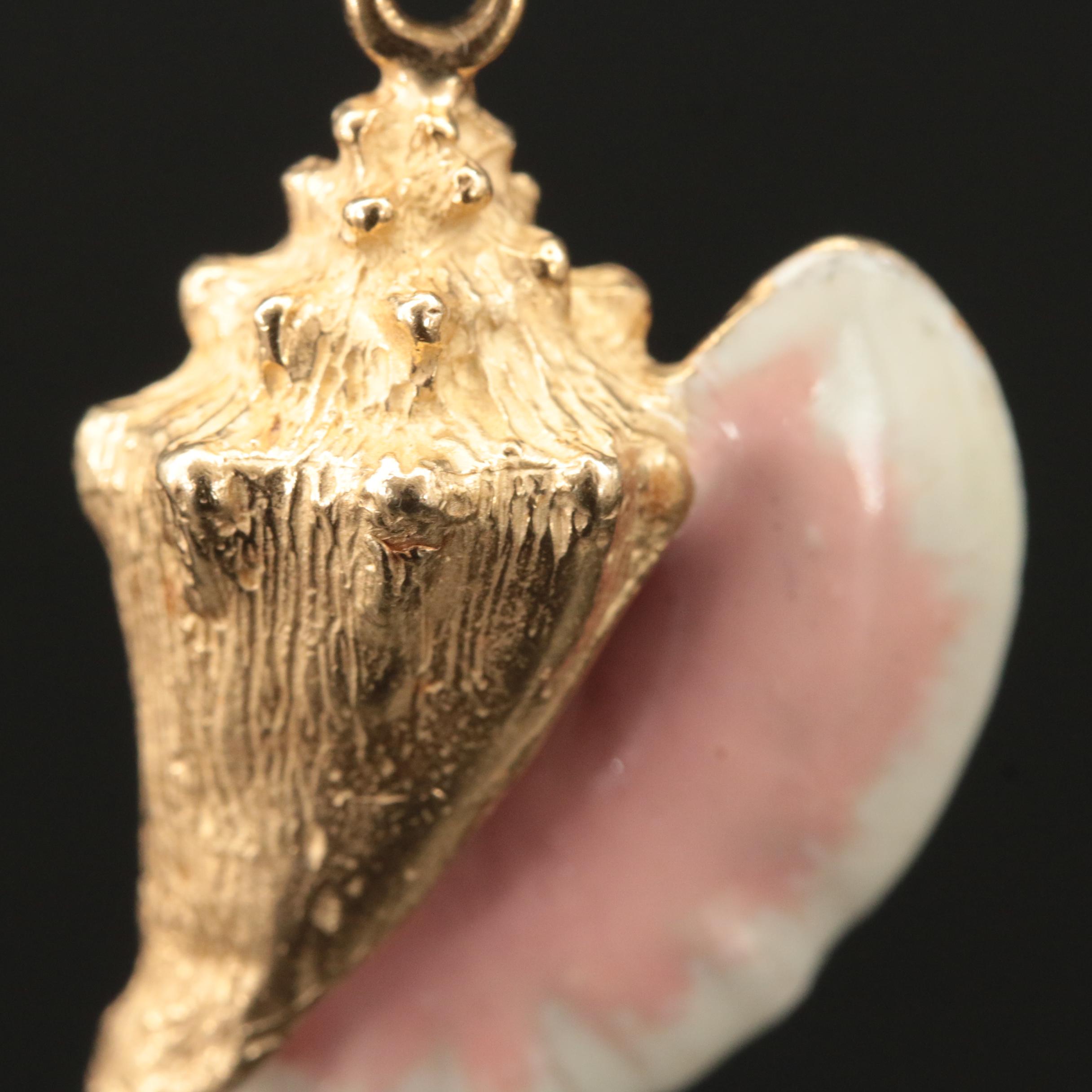 14K Conch Shell with Enamel Pendant | EBTH