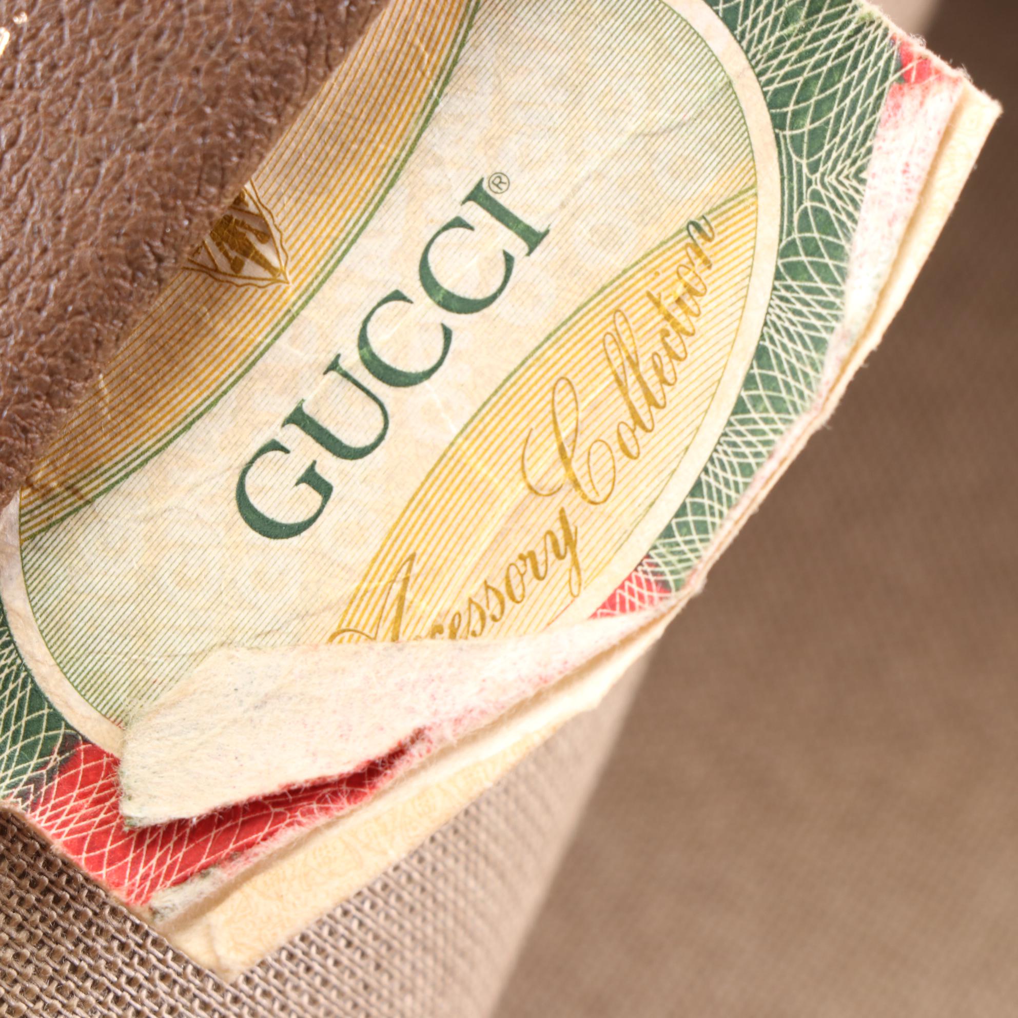 Gucci Accessory Collection GG Supreme Web Strap Tote | EBTH