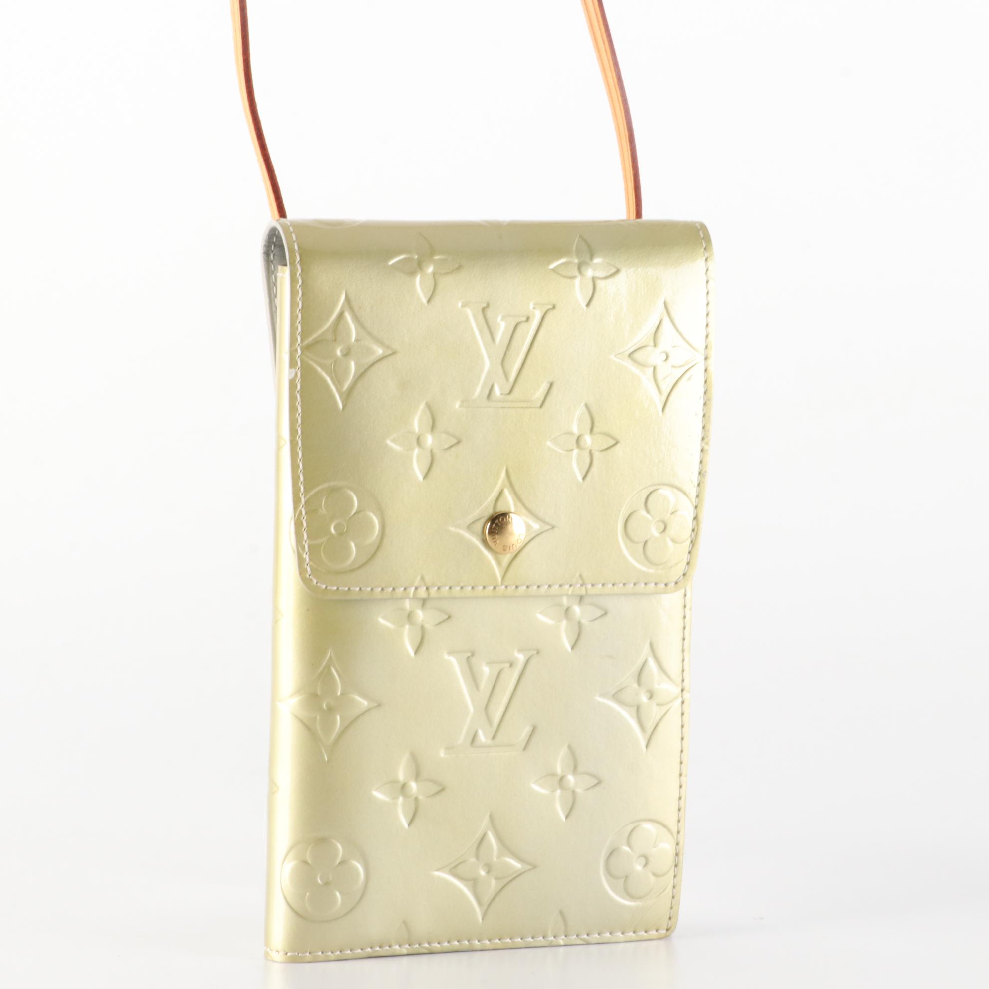 Louis Vuitton Walker Crossbody Wallet in Monogram Vernis Leather | EBTH