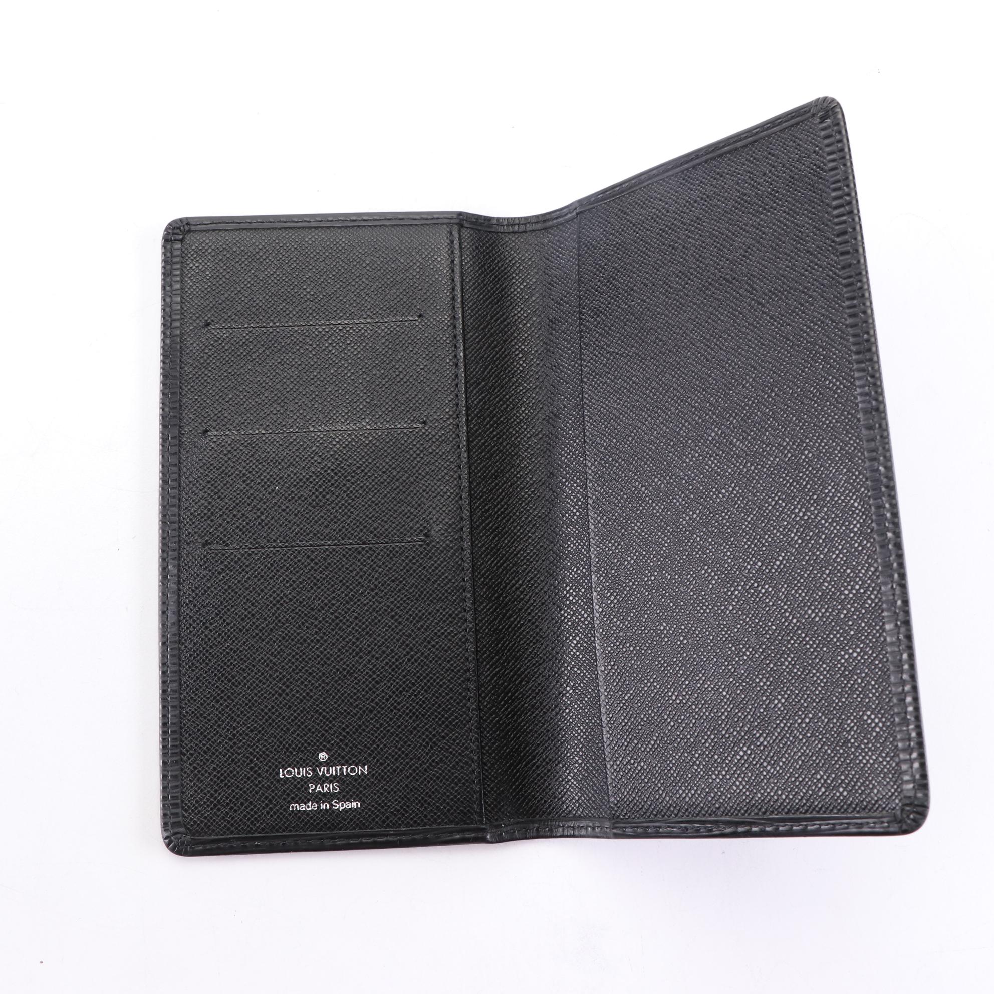 Louis Vuitton Checkbook Cover in Black Epi Leather | EBTH