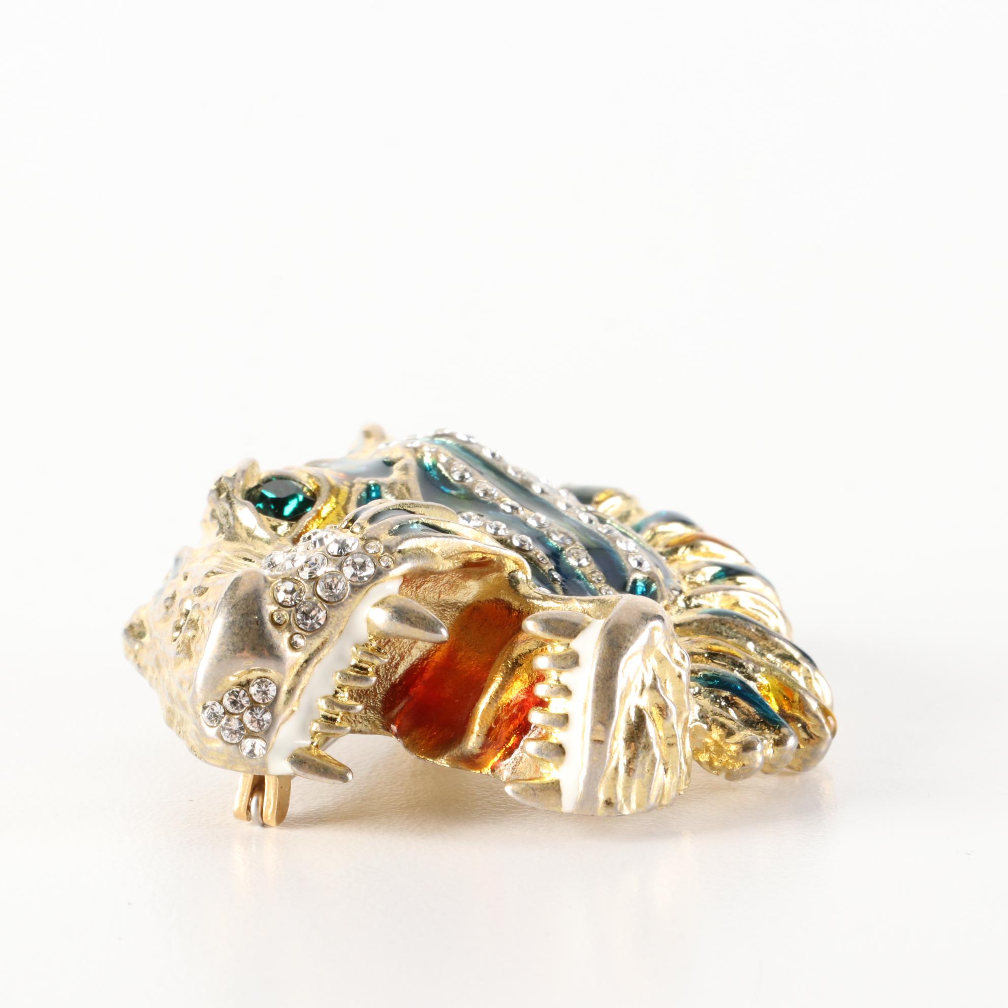 Gucci Rajah Tiger Head Embellished Brooch in Gold-Tone Metal with Box ...