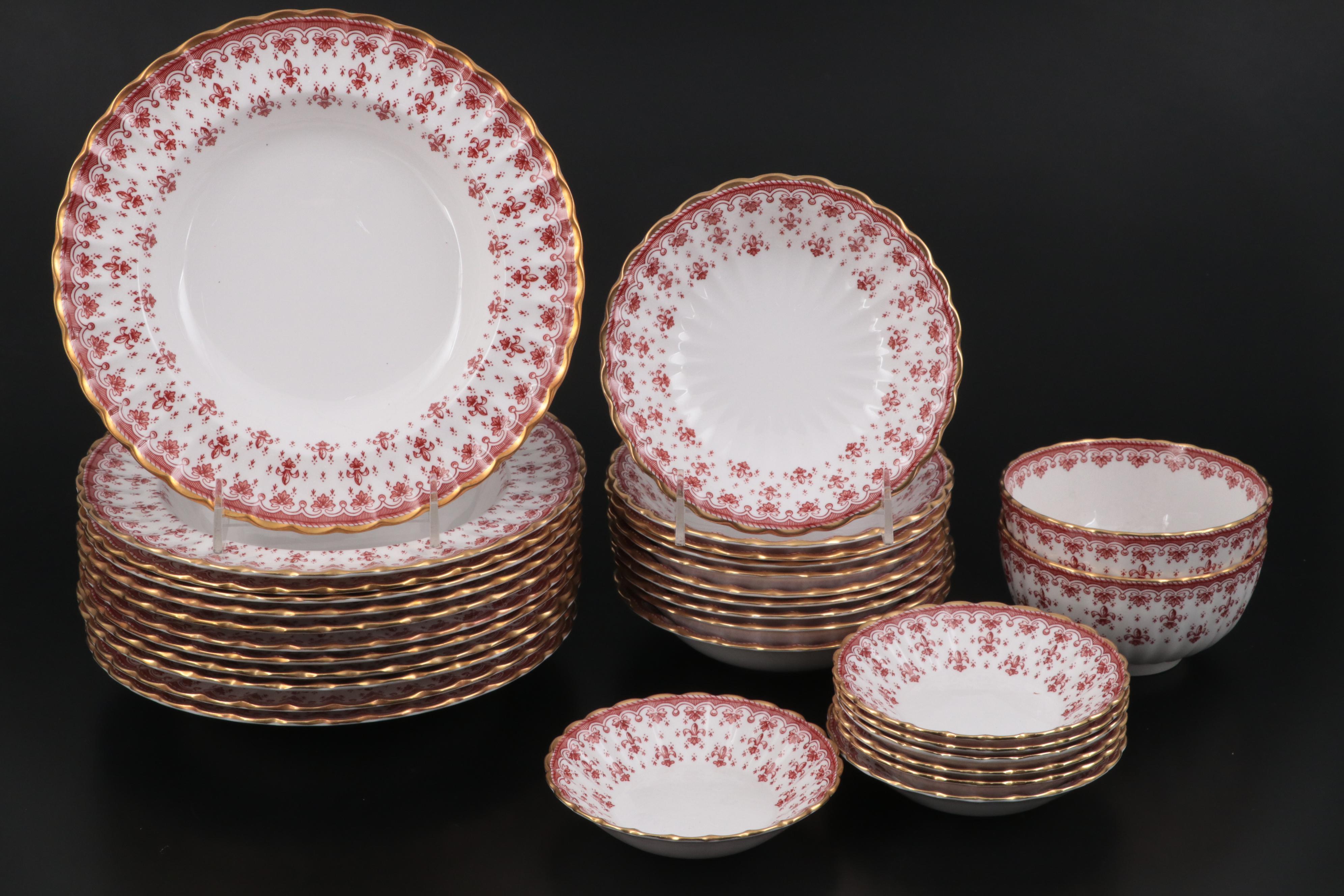 Spode Bone China "Fleur De Lys" Red Dinnerware, 1961-1994 | EBTH