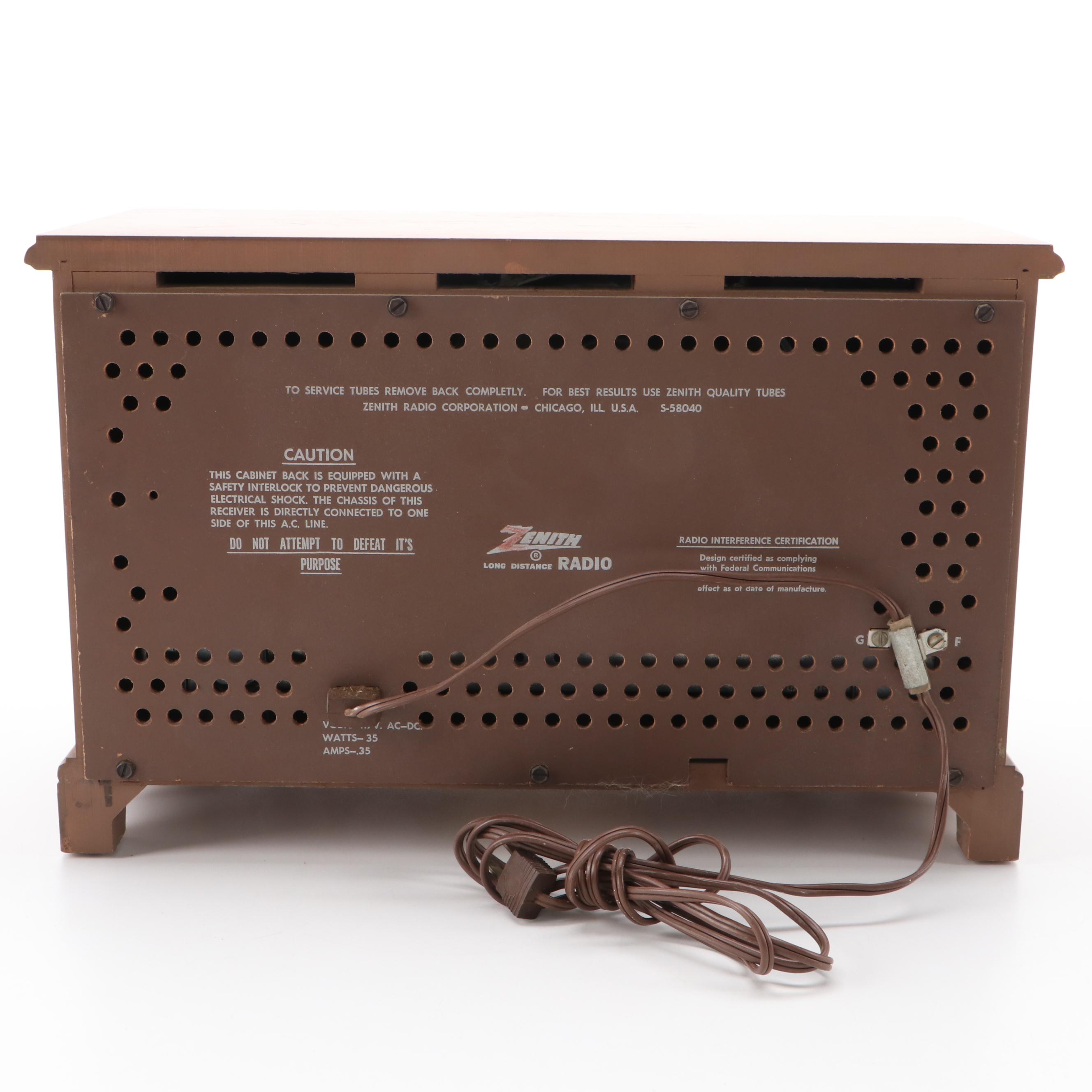 Zenith Model K731 AM/FM Long Distance Radio, Mid-20th Century | EBTH