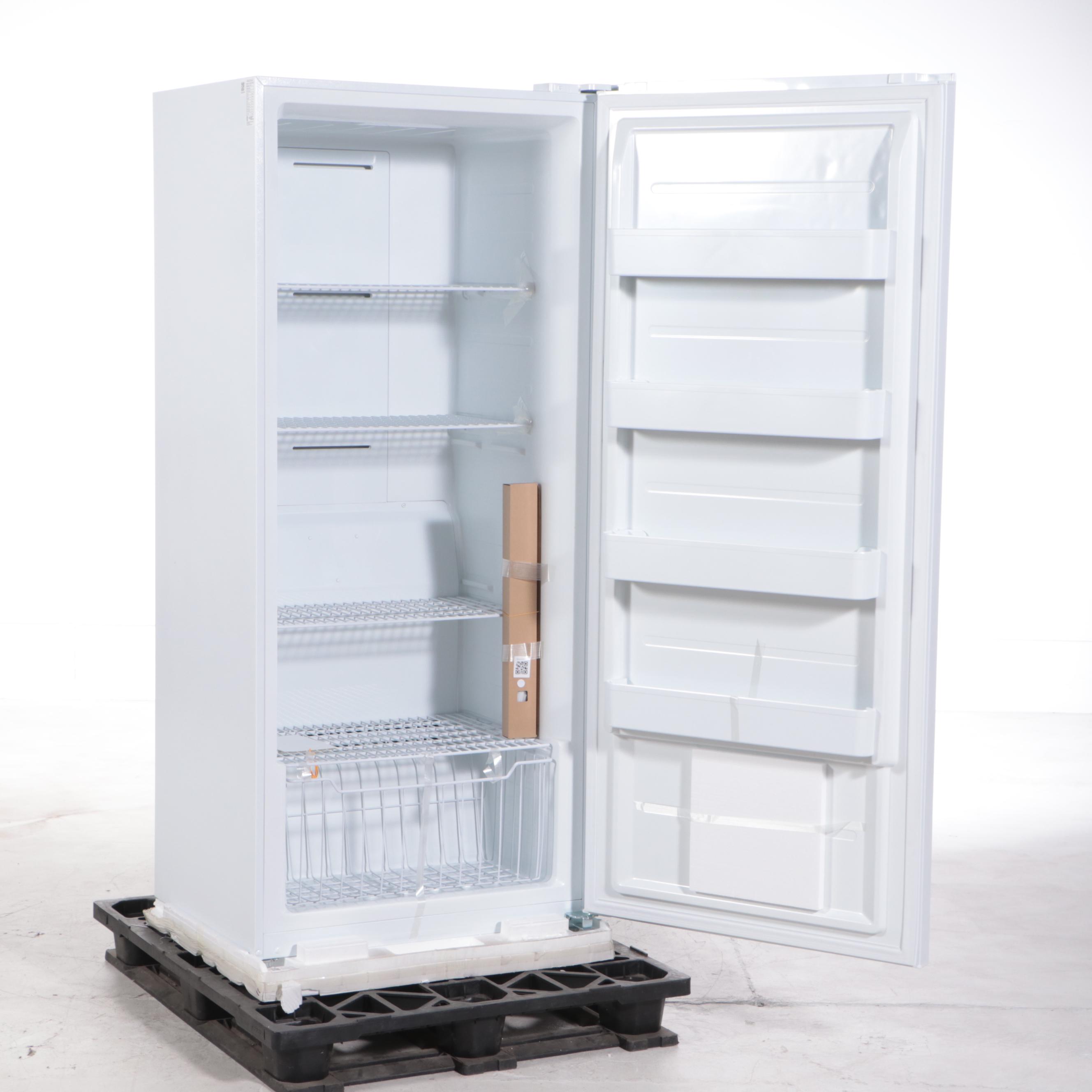 Insignia Garage Ready Convertible Upright Freezer | EBTH