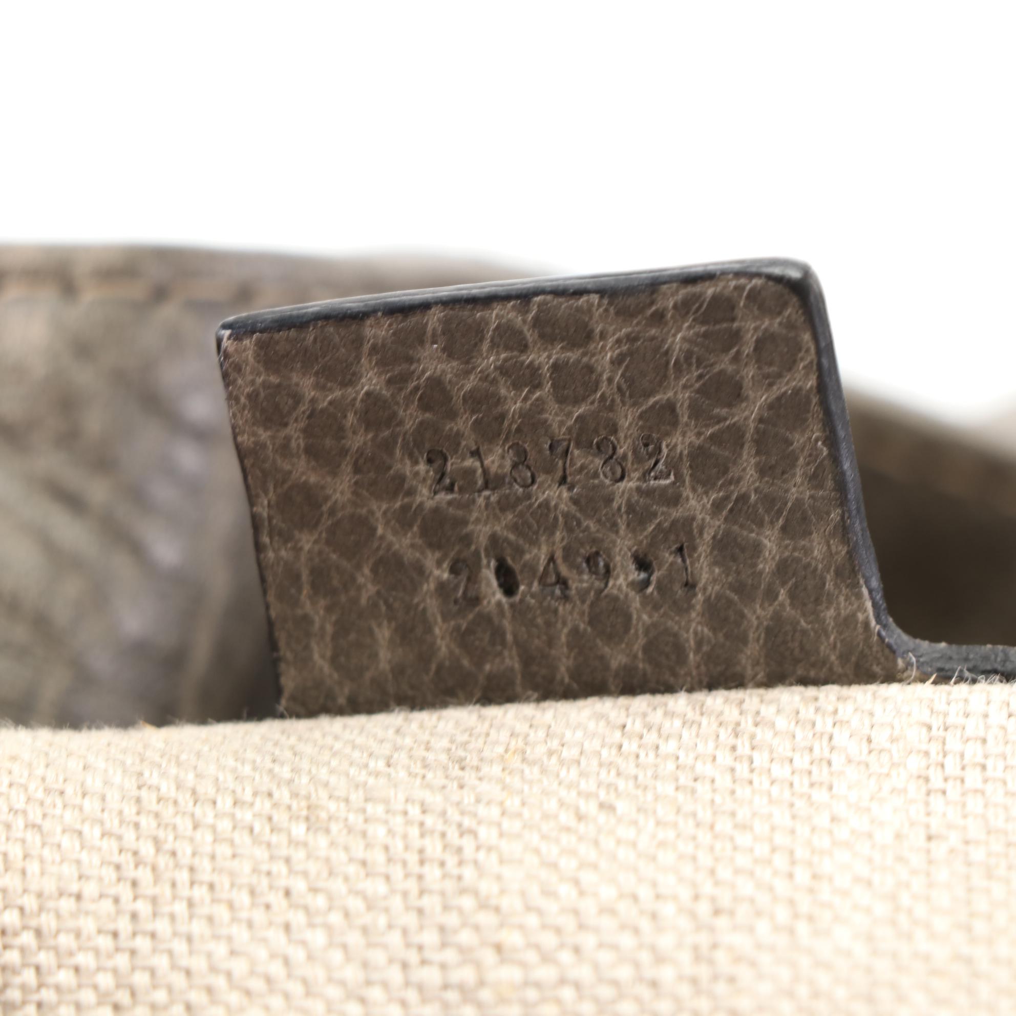 Gucci Charlotte Shoulder Tote in Grained Leather with Stitching Detail ...