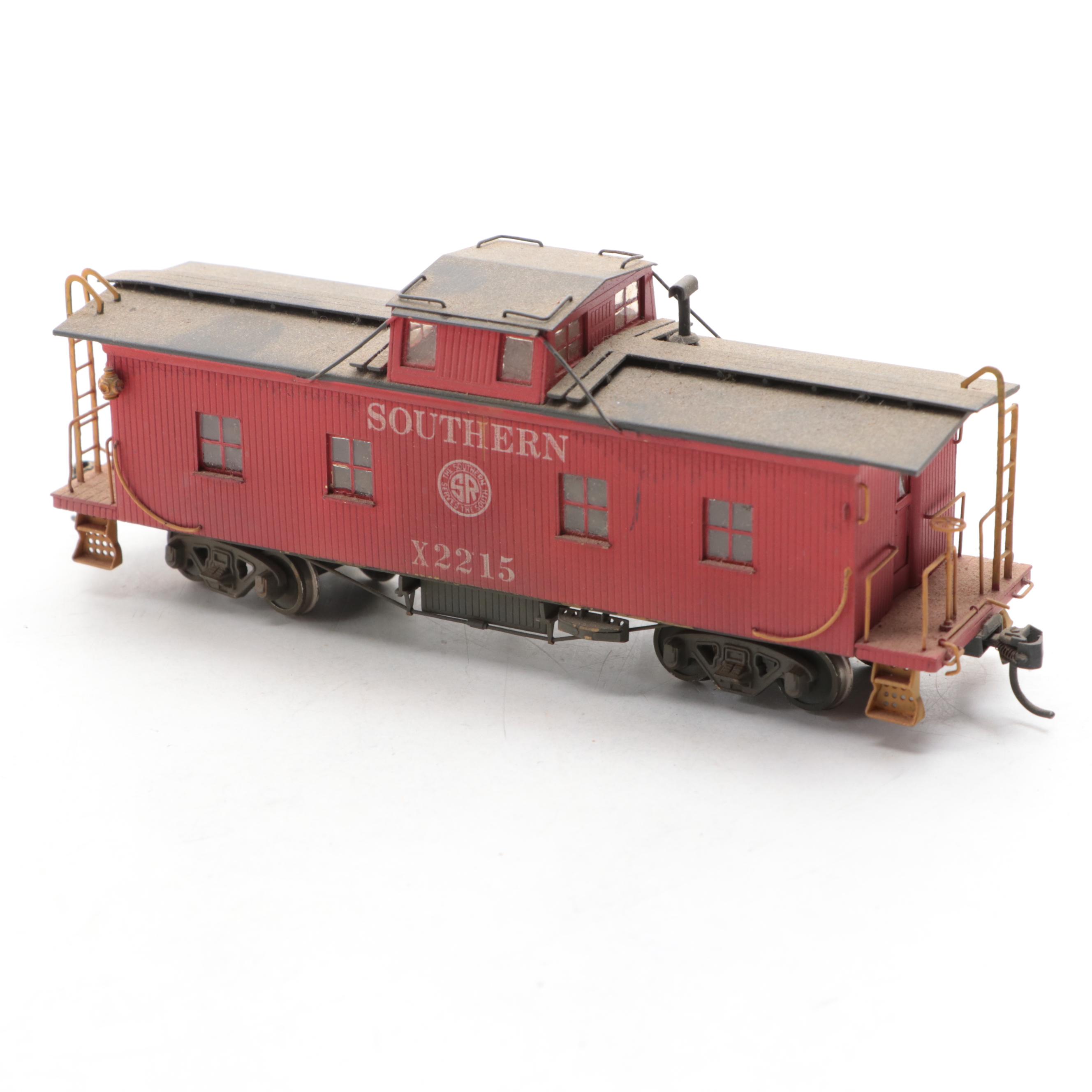 Southern Railway Locomotive and Tender with Caboose | EBTH