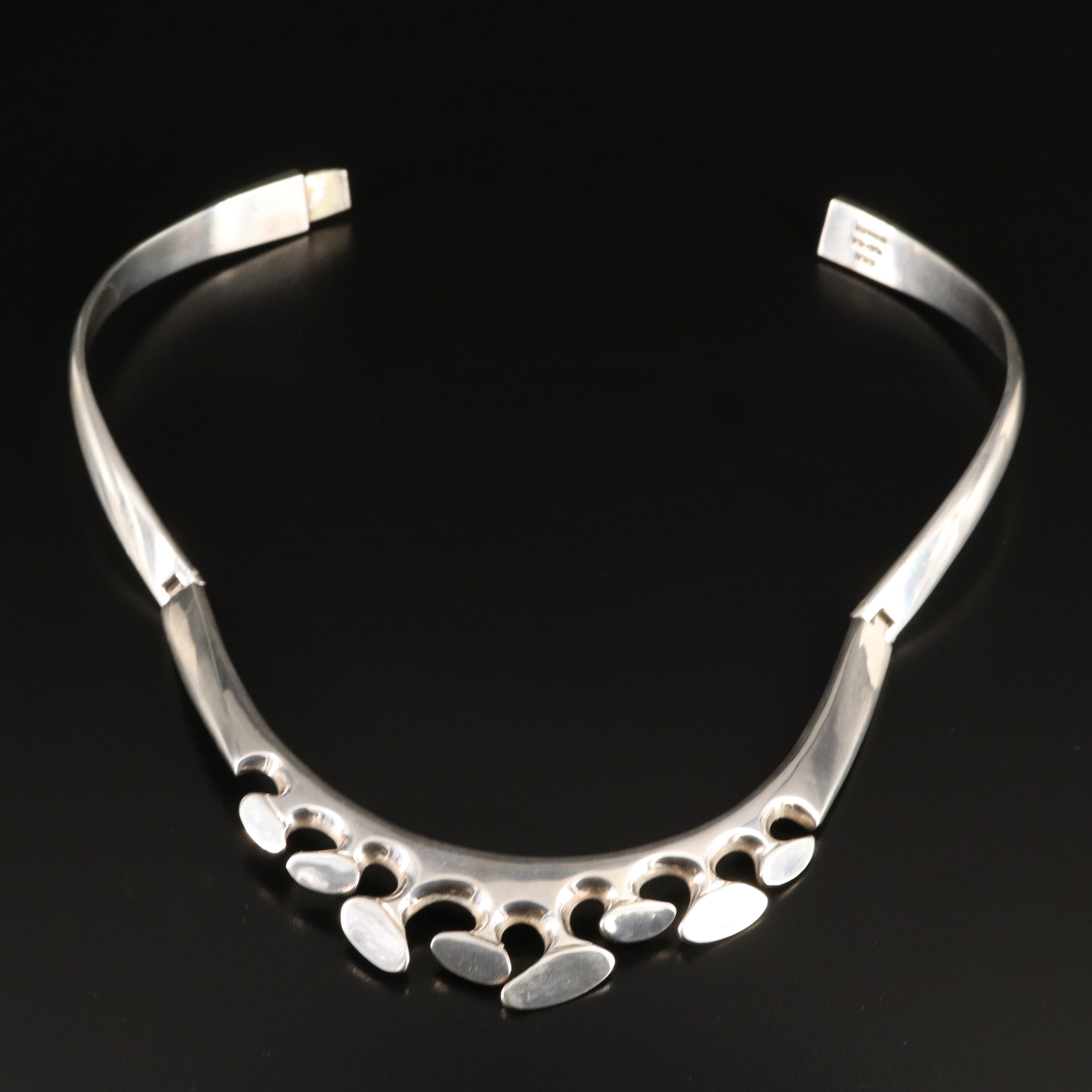 Signed Mexican Modernist Sterling Collar | EBTH