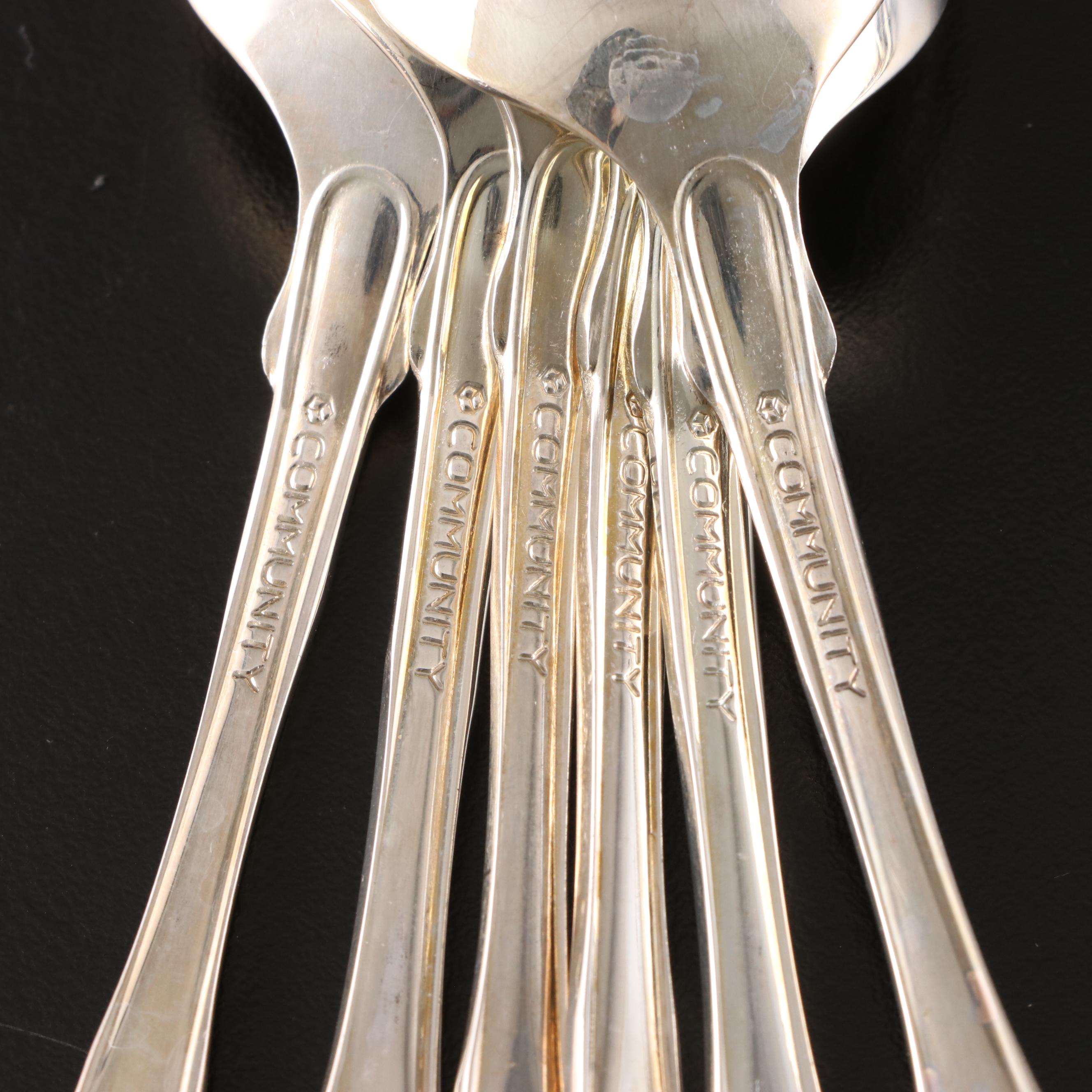 Reed & Barton "Highlands" and Oneida "Classic Shell" Silver Plate Flatware | EBTH