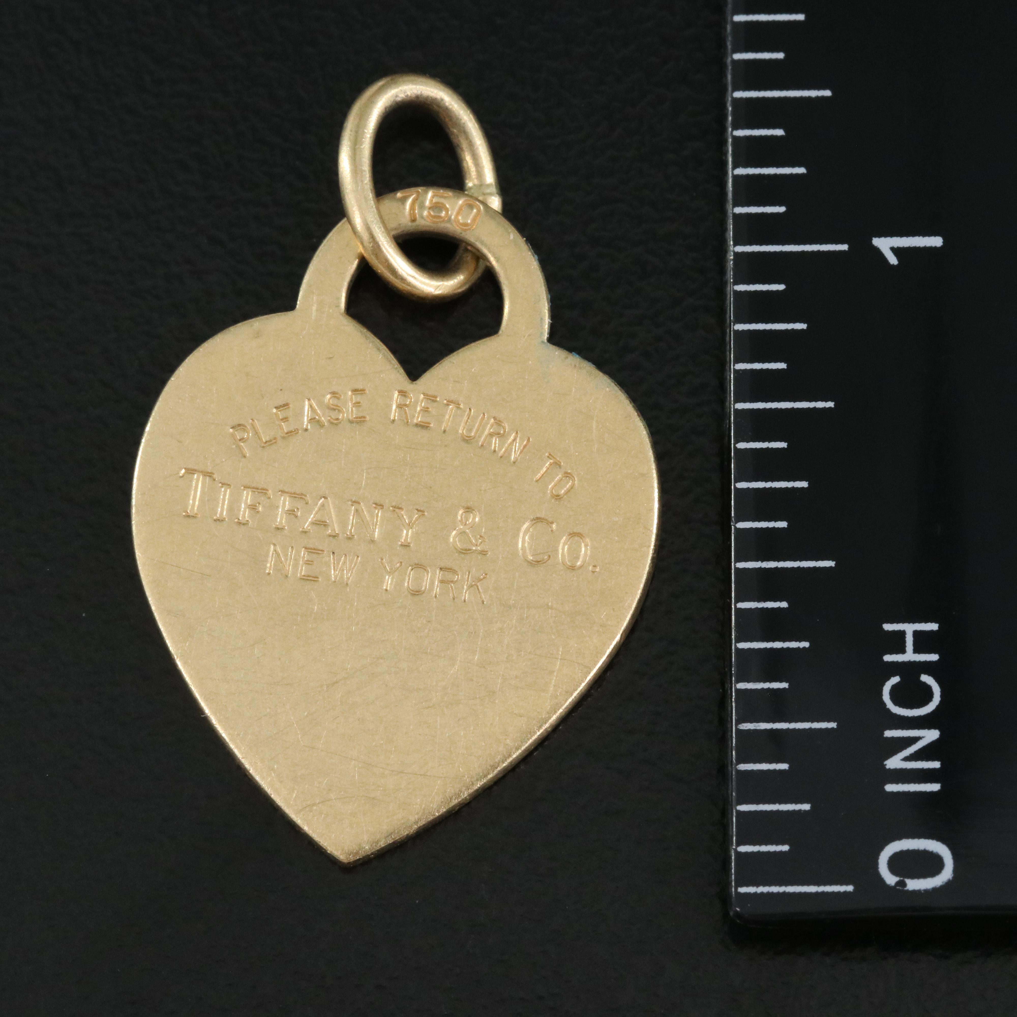Tiffany & Co. "Return to Tiffany" 18K Heart Tag Pendant | EBTH
