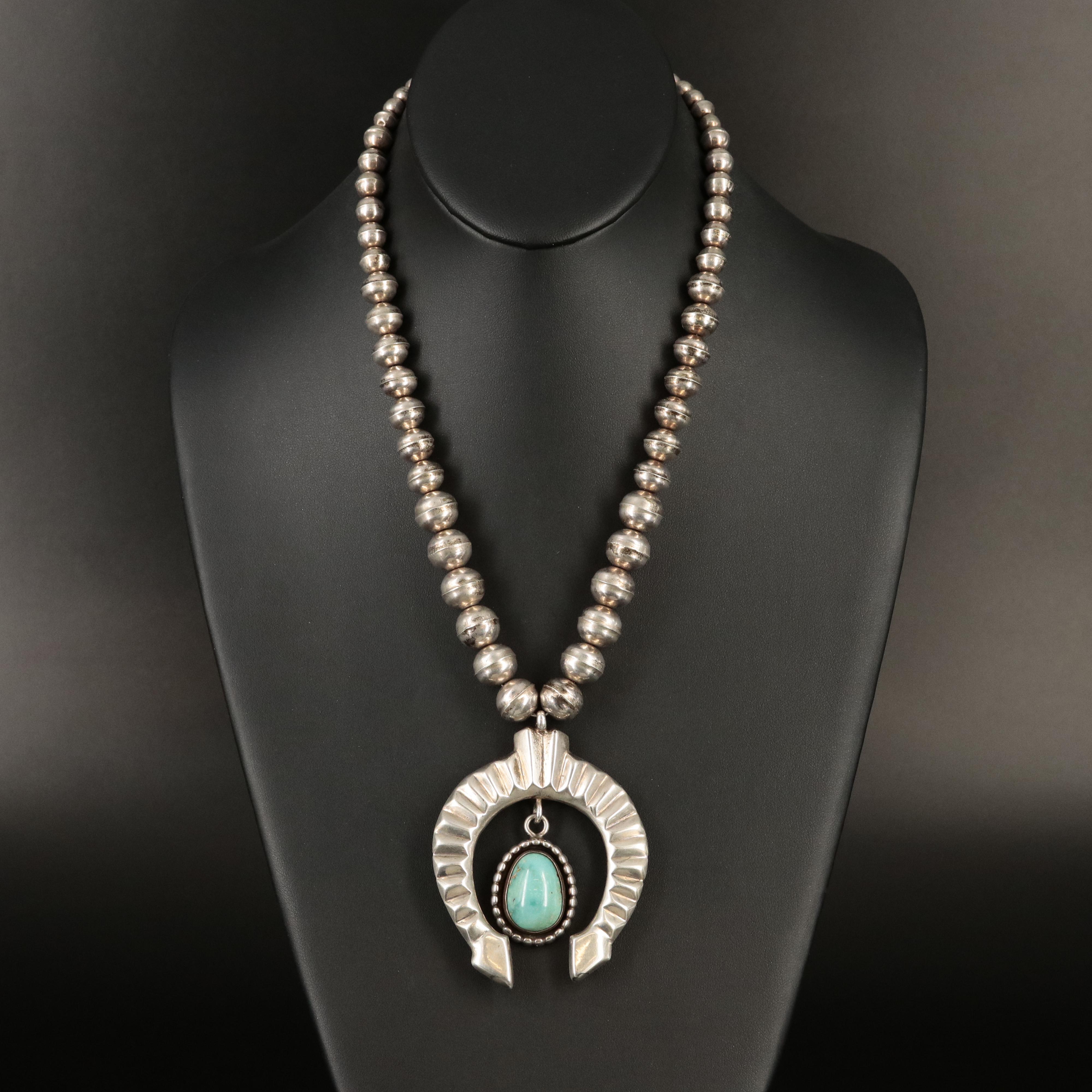 Frank Chee Navajo Dinè Sterling Turquoise Naja Necklace | EBTH
