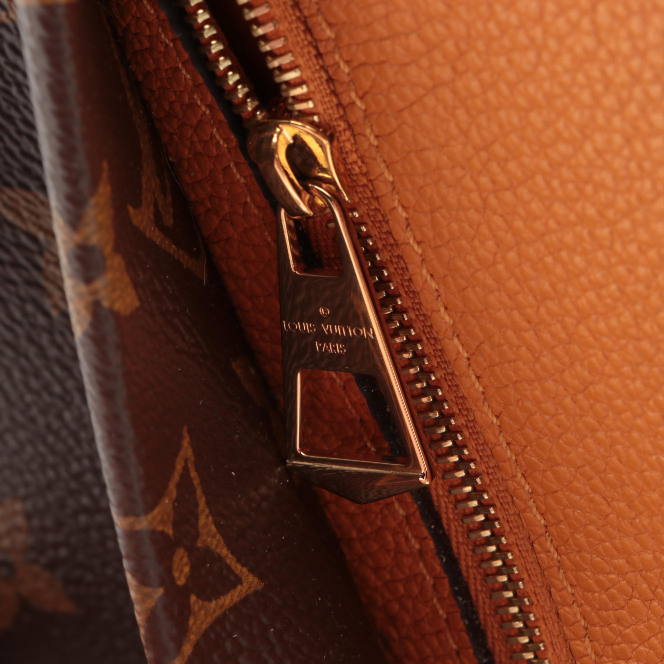 Louis Vuitton MM V Tote in Monogram Canvas and Leather with Detachable ...