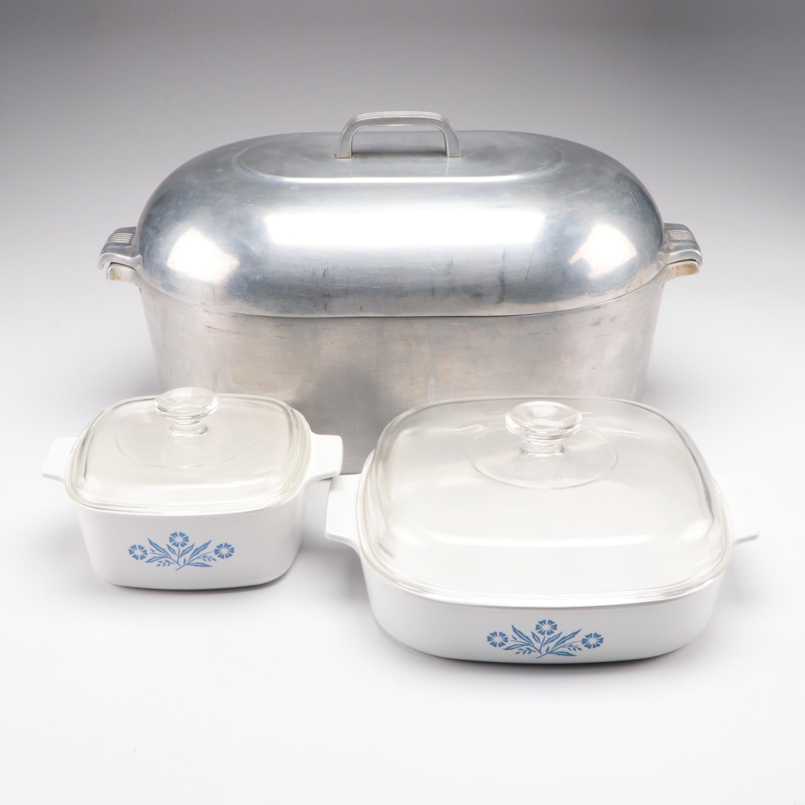 CorningWare "Cornflower Blue" Casseroles and Wagner Ware Roaster | EBTH