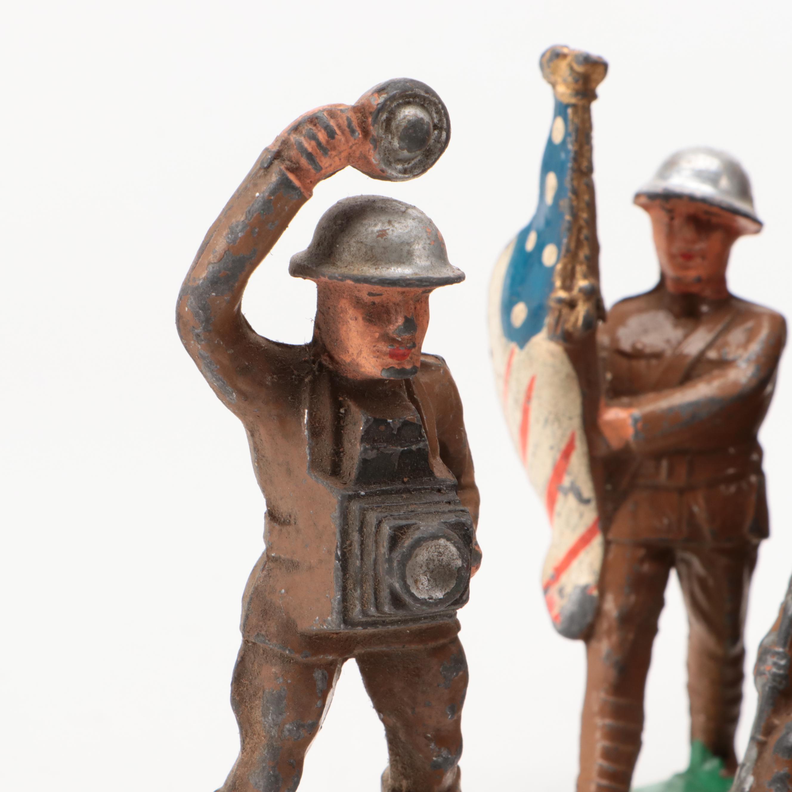 Manoil Lead Toy Soldiers and More, Mid 20th Century | EBTH