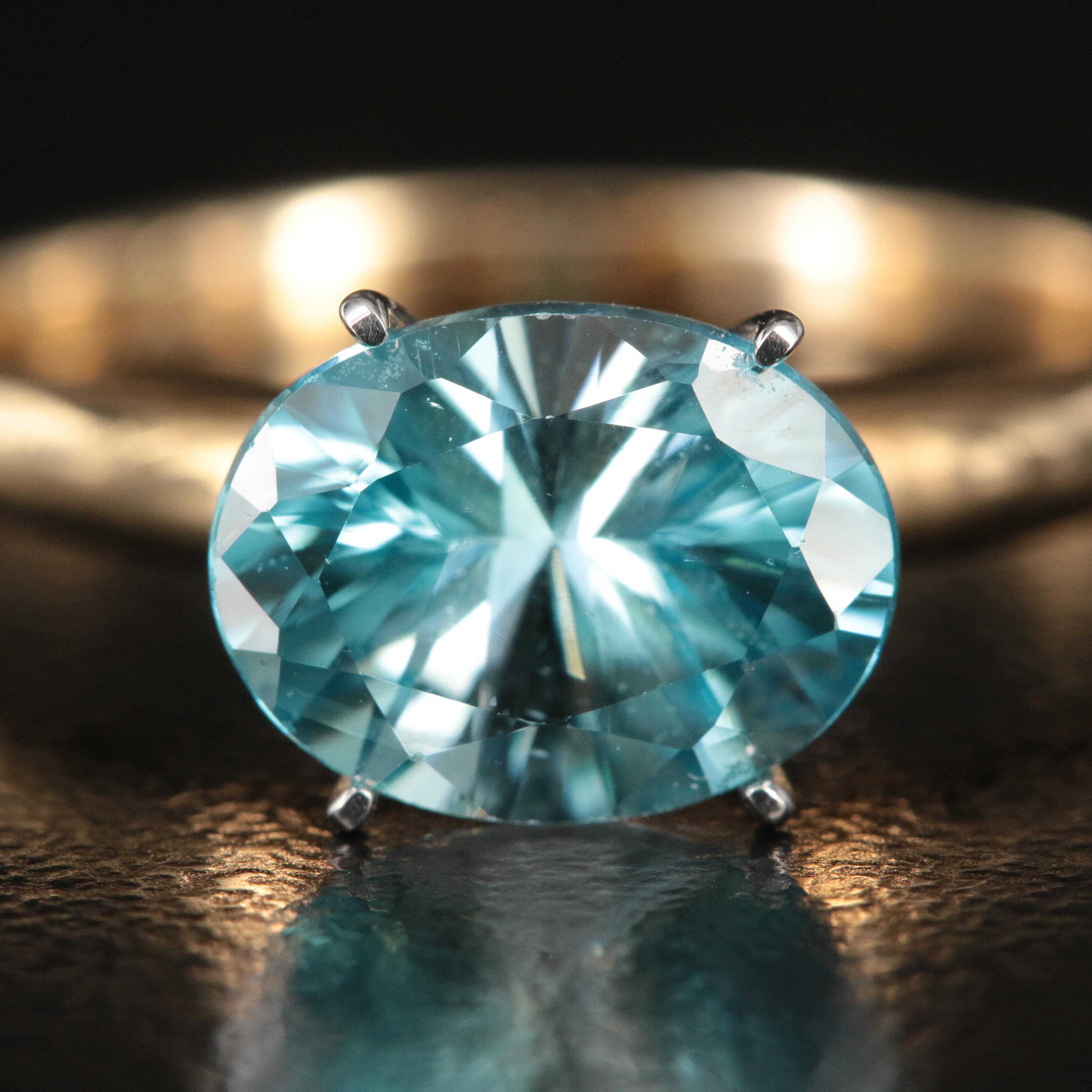 10K Zircon Ring | EBTH