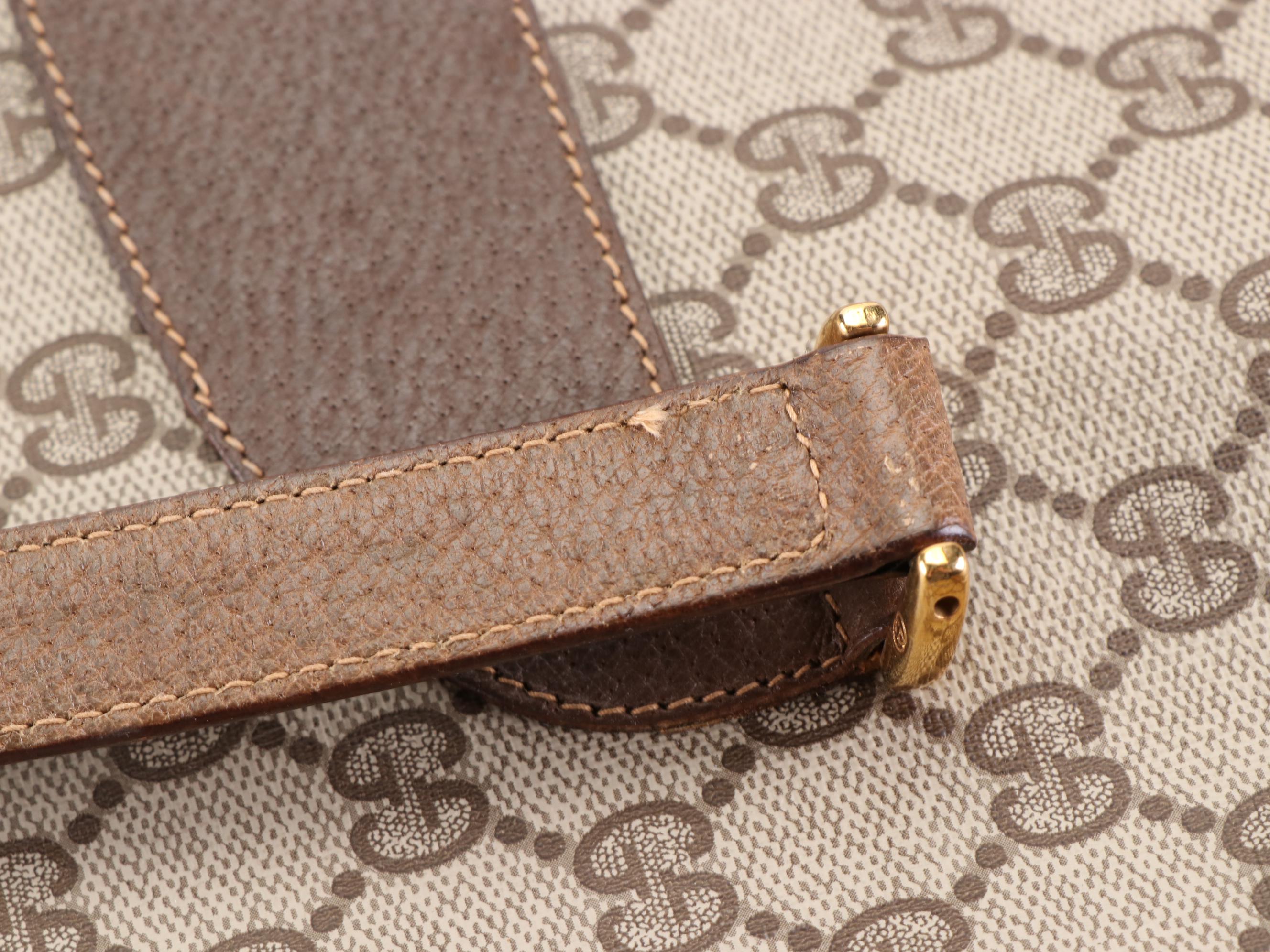 Gucci Accessory Collection GG Supreme Canvas and Leather Tote | EBTH