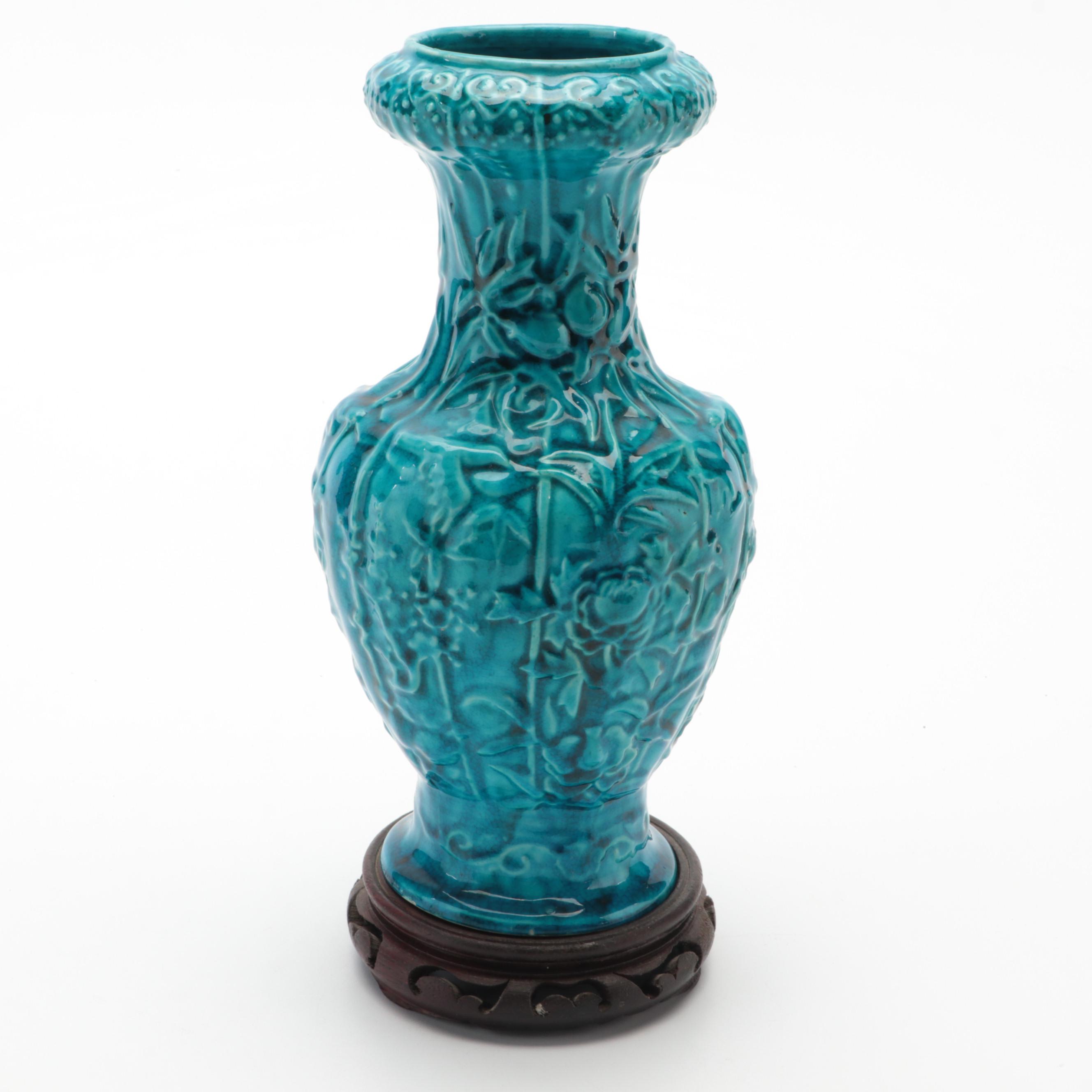 Chinese Turquoise Glazed Porcelain Vase and Bud Vases | EBTH