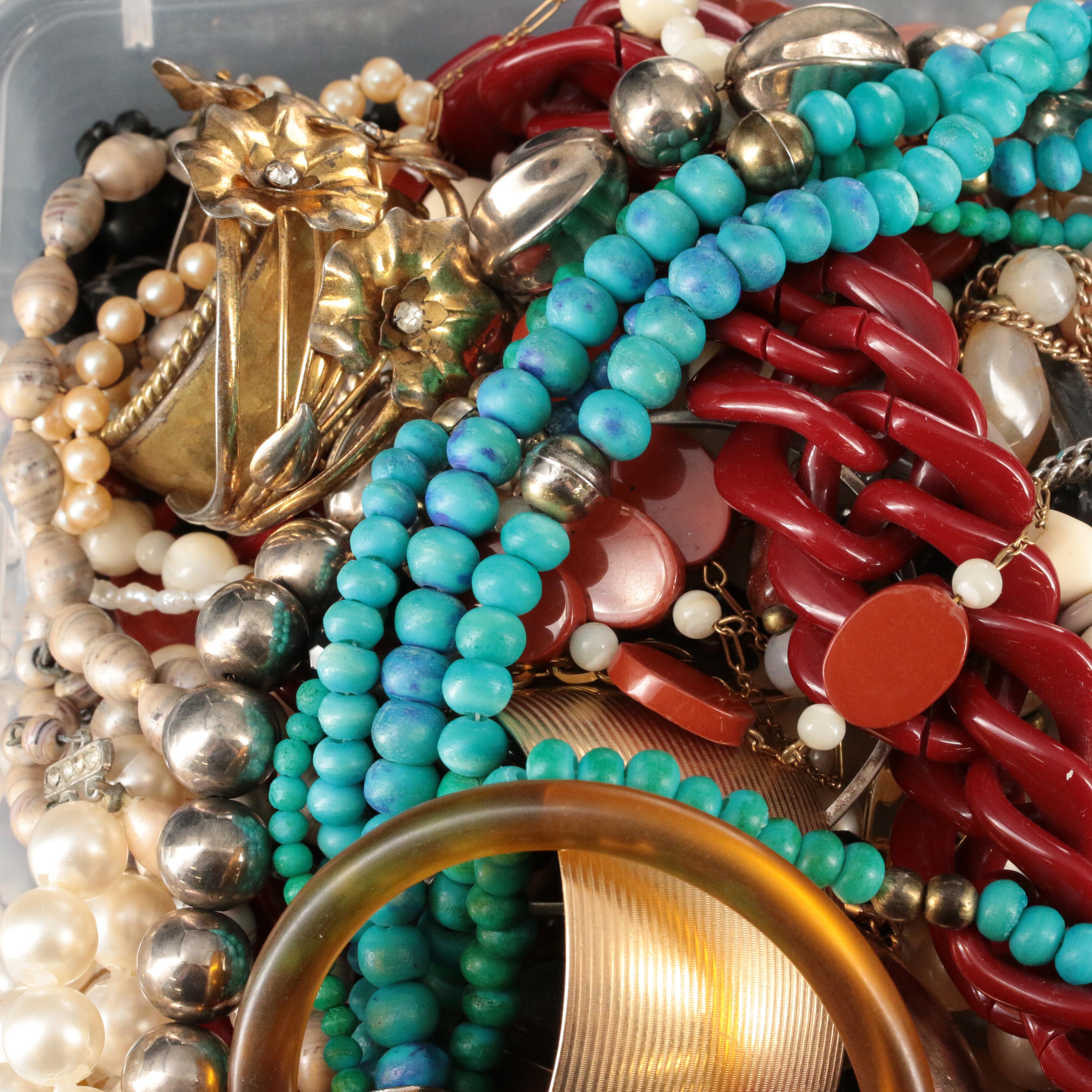 Uncommon Discoveries: Jewelry Collection | EBTH