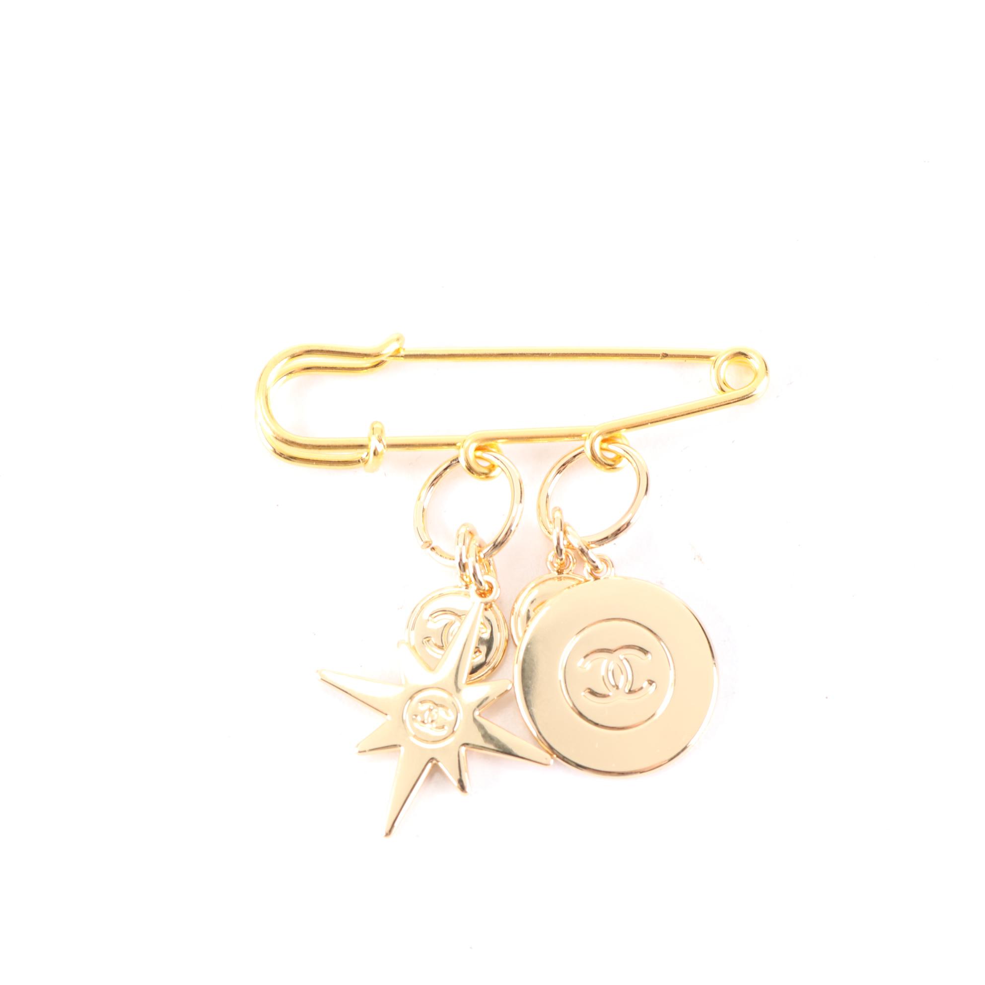 Chanel Safety Pin Brooch | EBTH