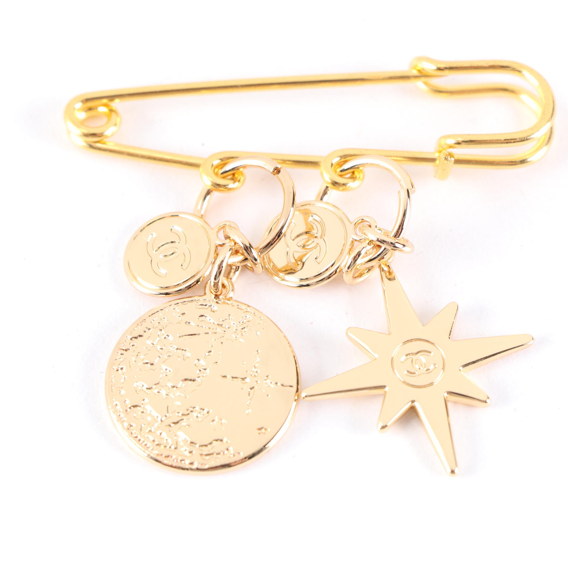 Chanel Safety Pin Brooch | EBTH