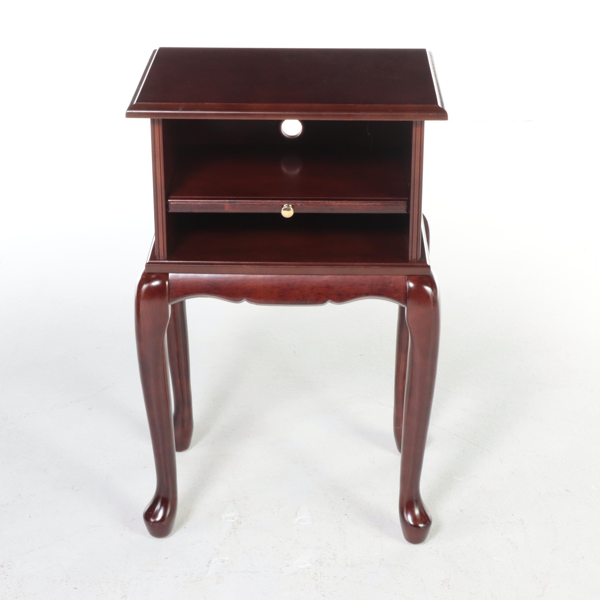 Small Mahogany Five-Drawer Chest Plus Queen Anne Style Side Table | EBTH