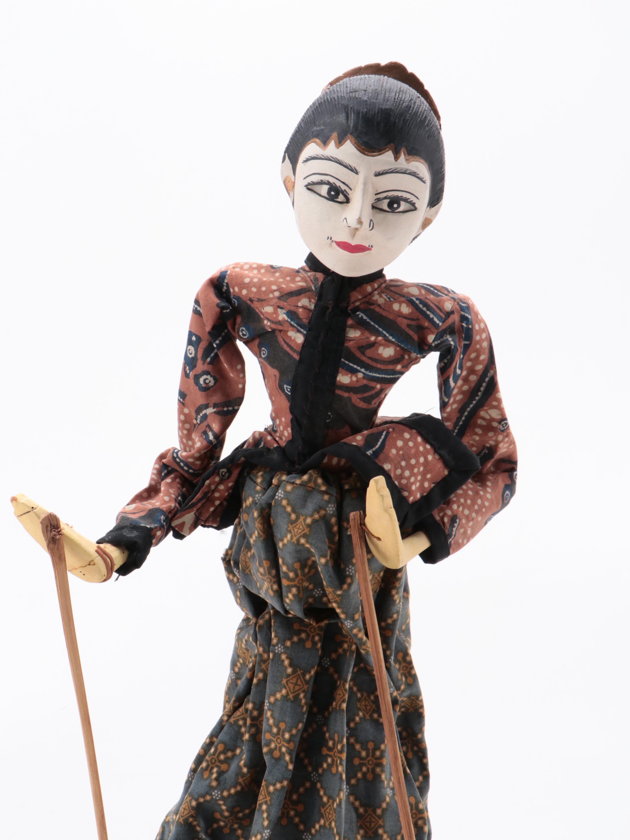 Indonesian Wayang Golek Polychrome Painted Carved Wood Stick Puppets | EBTH