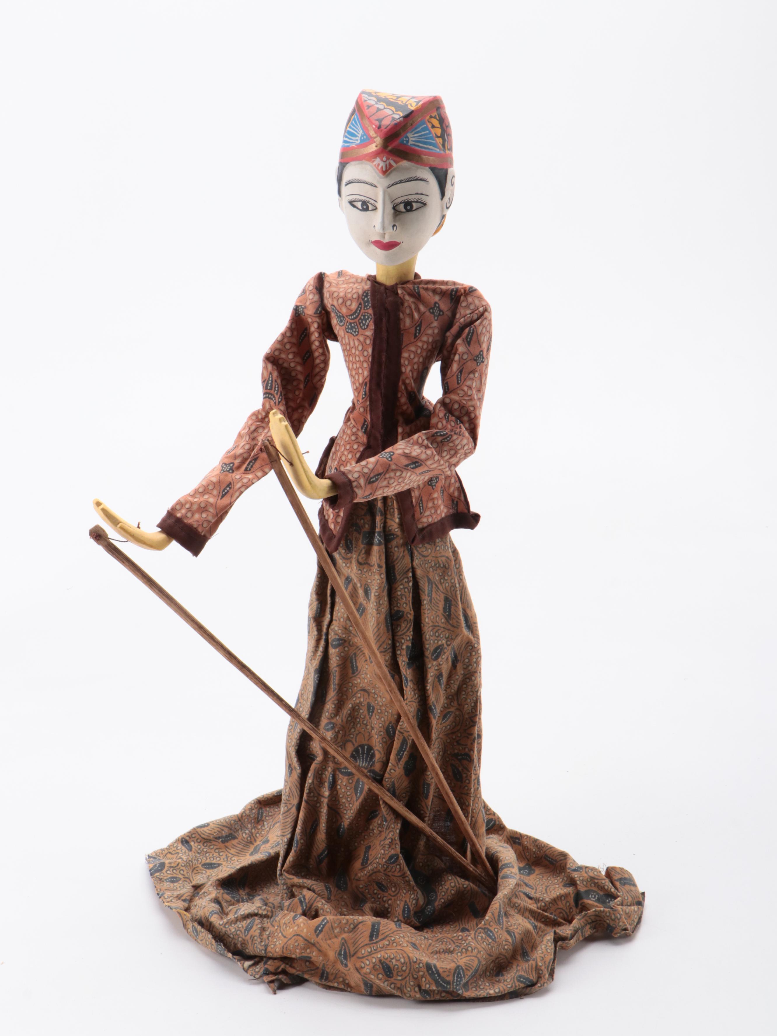 Indonesian Wayang Golek Polychrome Painted Carved Wood Stick Puppets | EBTH