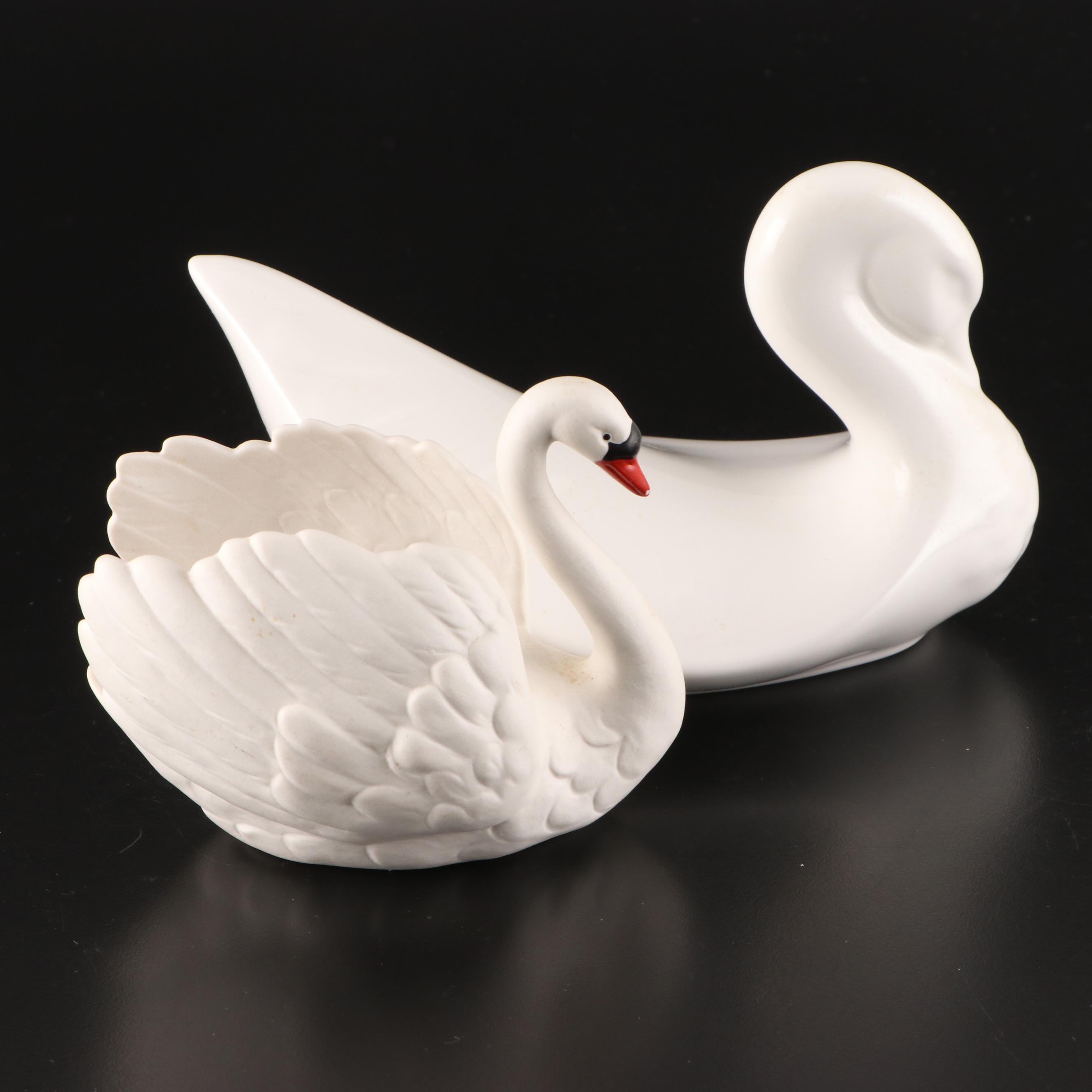 Goebel and Act 1 Swan Figurine and Bud Vase | EBTH