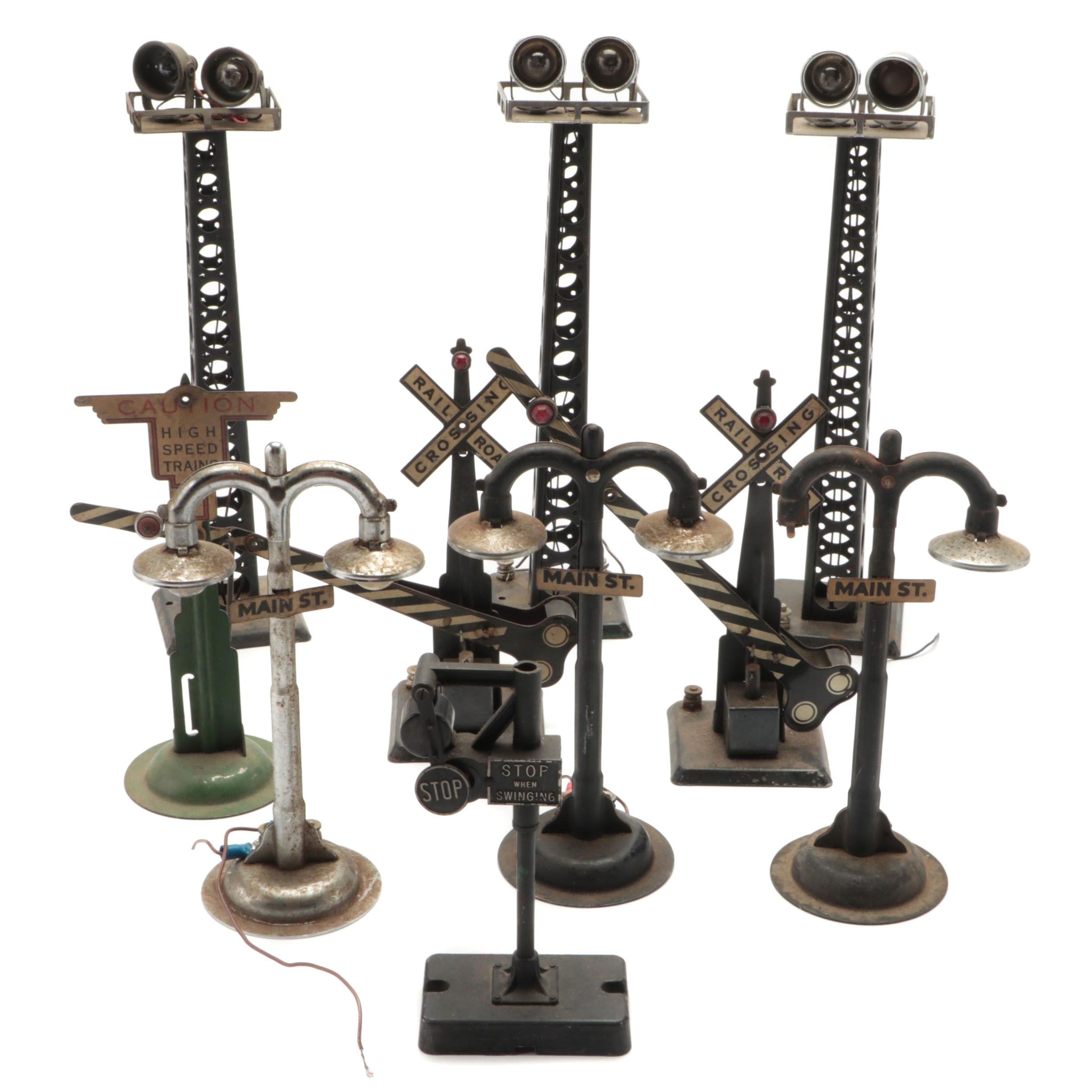 Louis Marx with Other Railroad Light, Level Crossing Signals and More ...