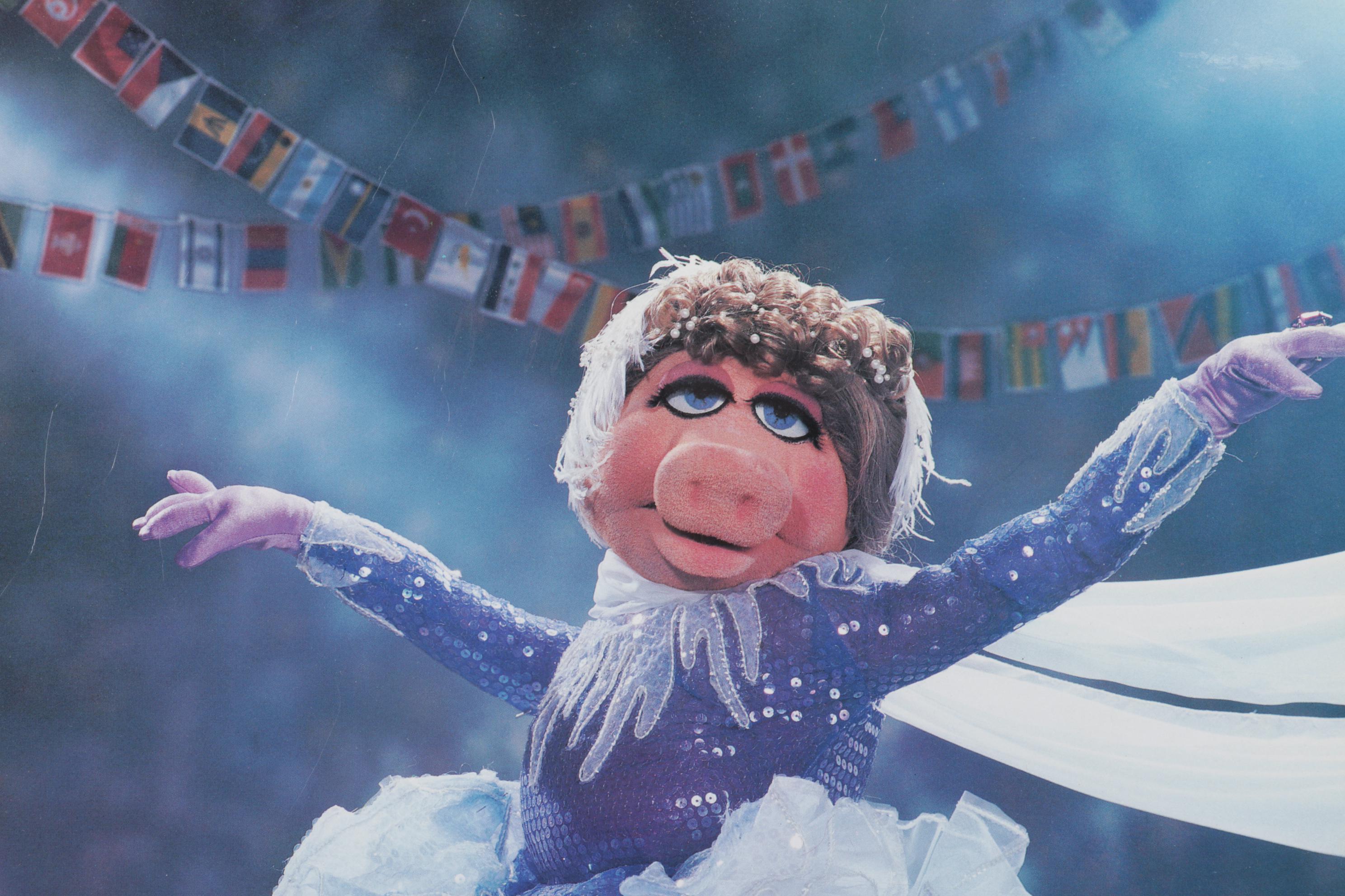 Miss Piggy as Figure Skater Offset Lithograph From "Miss Piggy's Poster ...