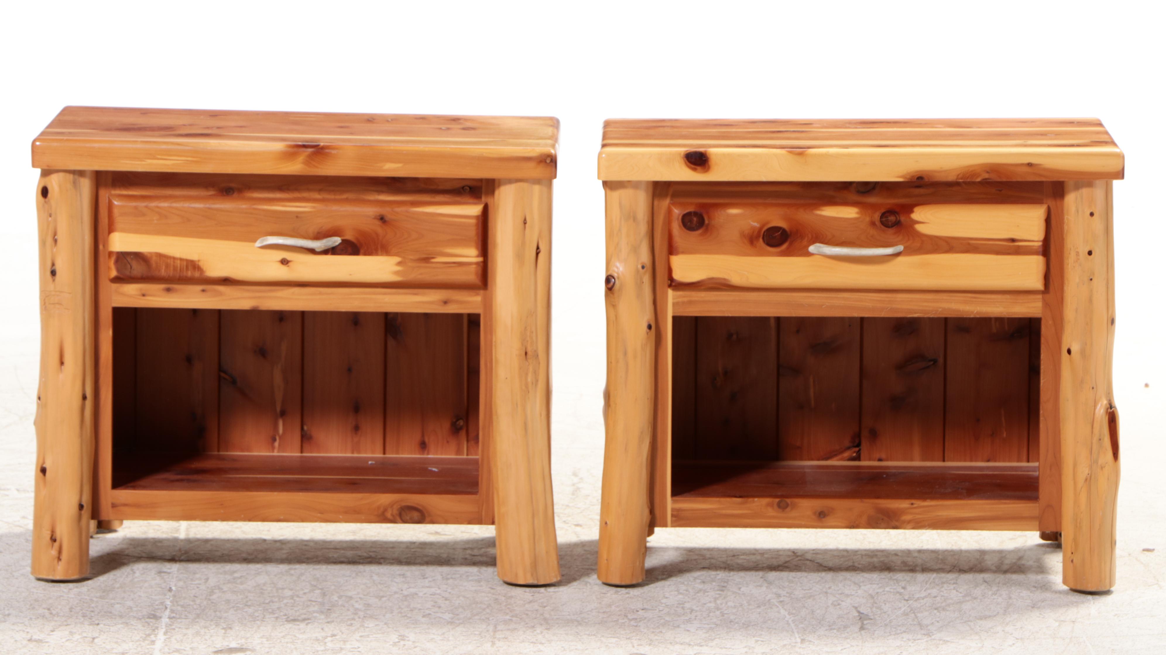 Amish Rustic Cedar Bedside Tables | EBTH