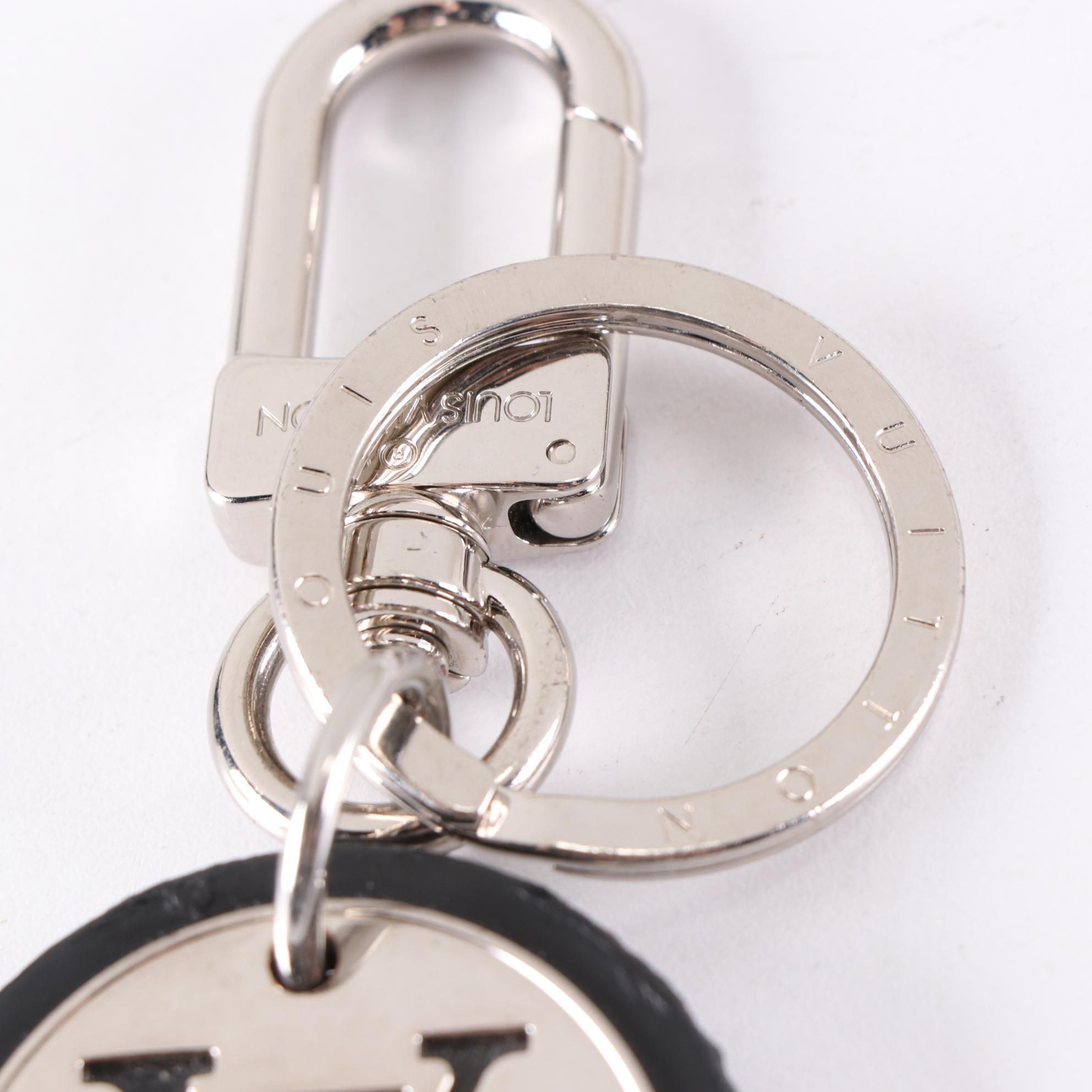 Louis Vuitton LV Cut Circle Bag Charm and Key Holder | EBTH