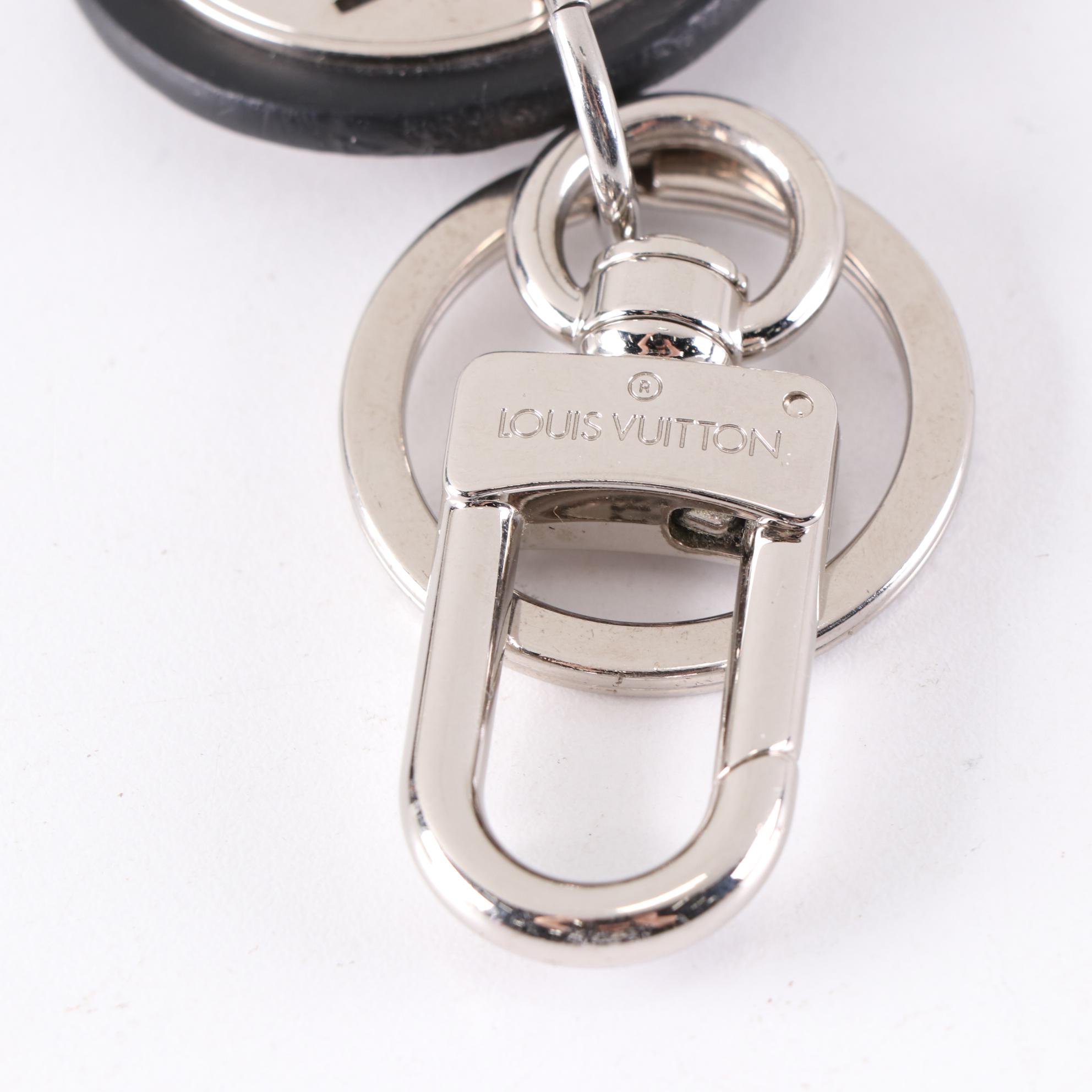 Louis Vuitton LV Cut Circle Bag Charm and Key Holder | EBTH
