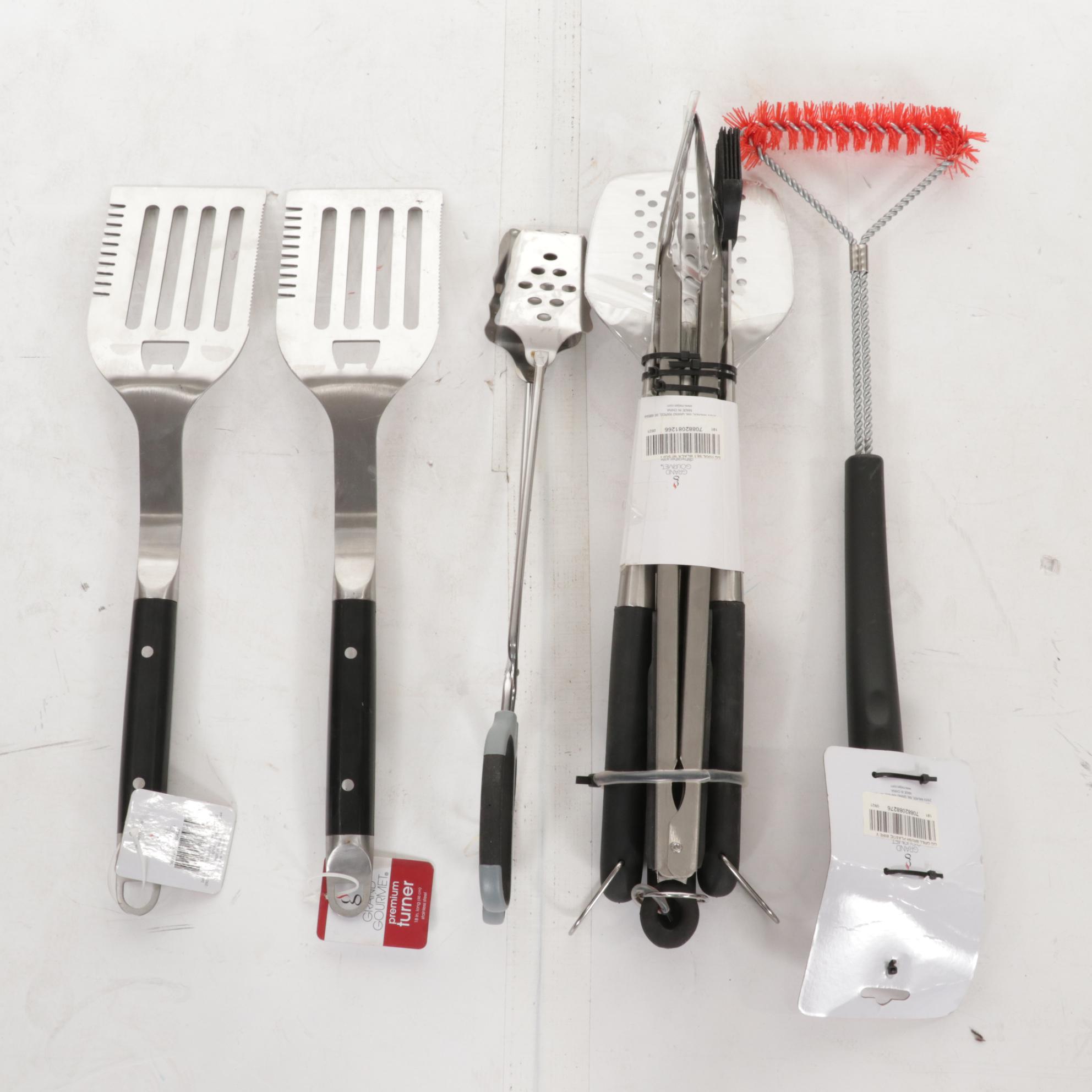 Grand Gourmet Grill Topper and Other Gill Accessories | EBTH