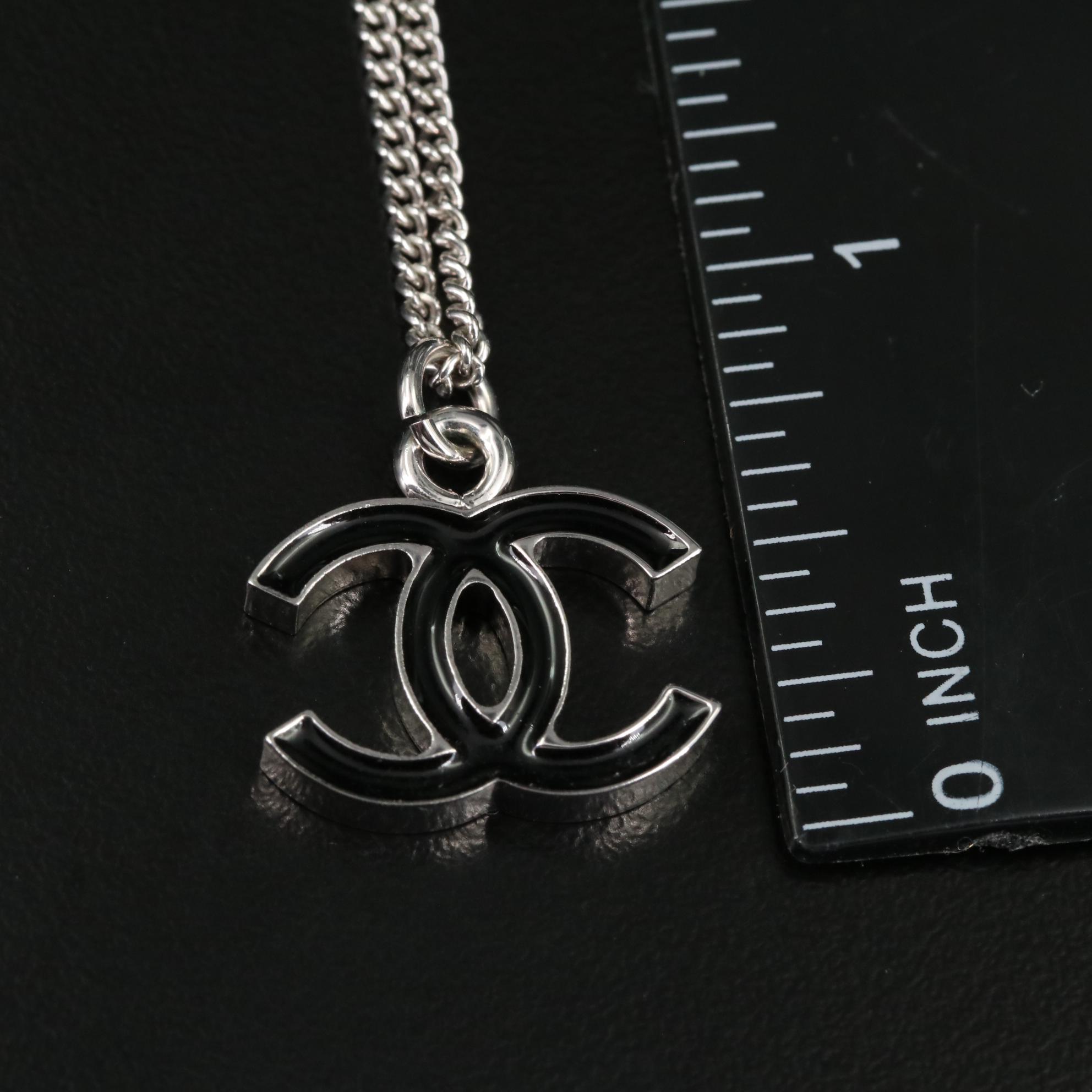 Chanel Logo Pendant Necklace | EBTH