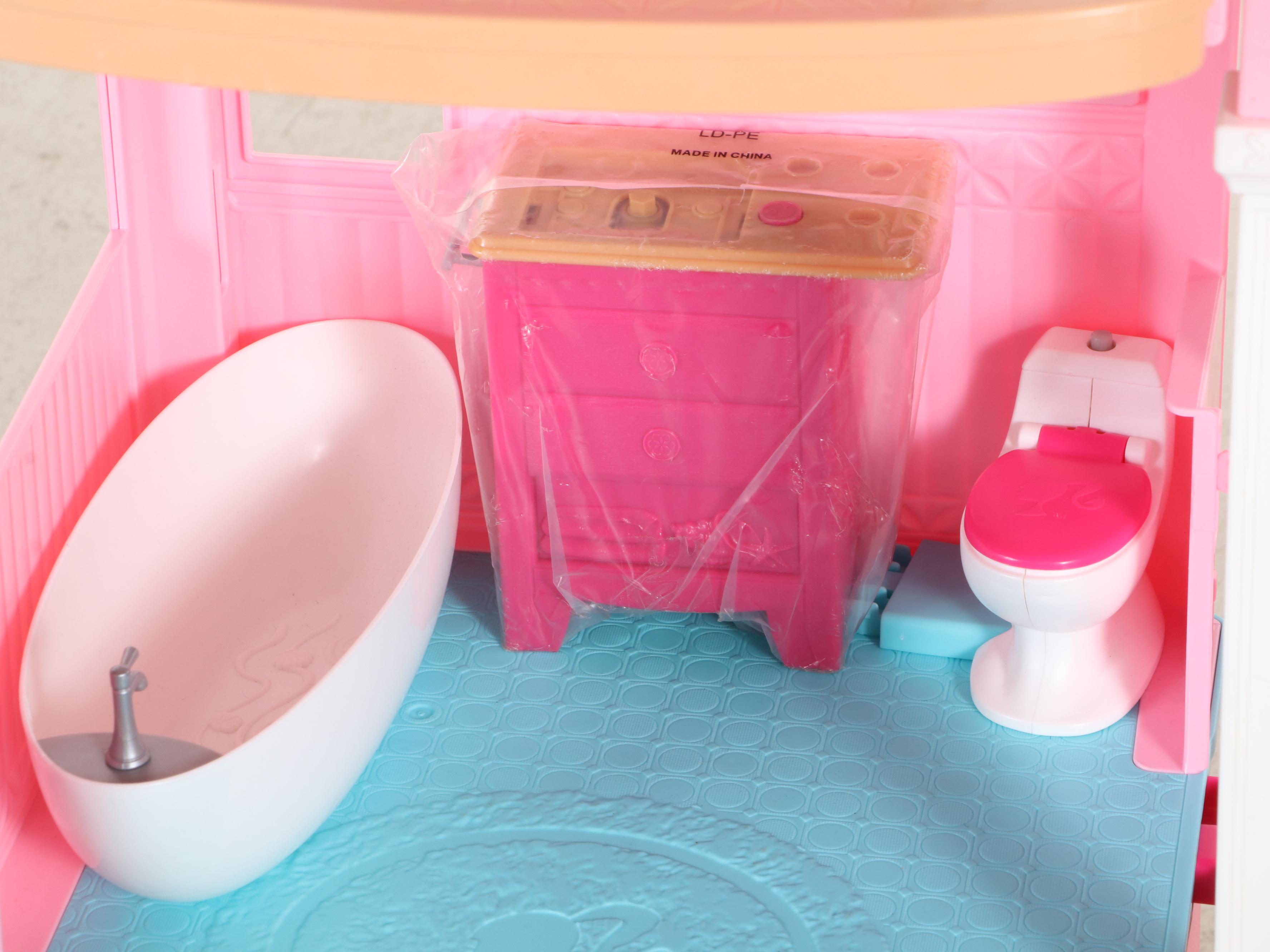Mattel Barbie Dreamhouse Play Set, 2015 | EBTH