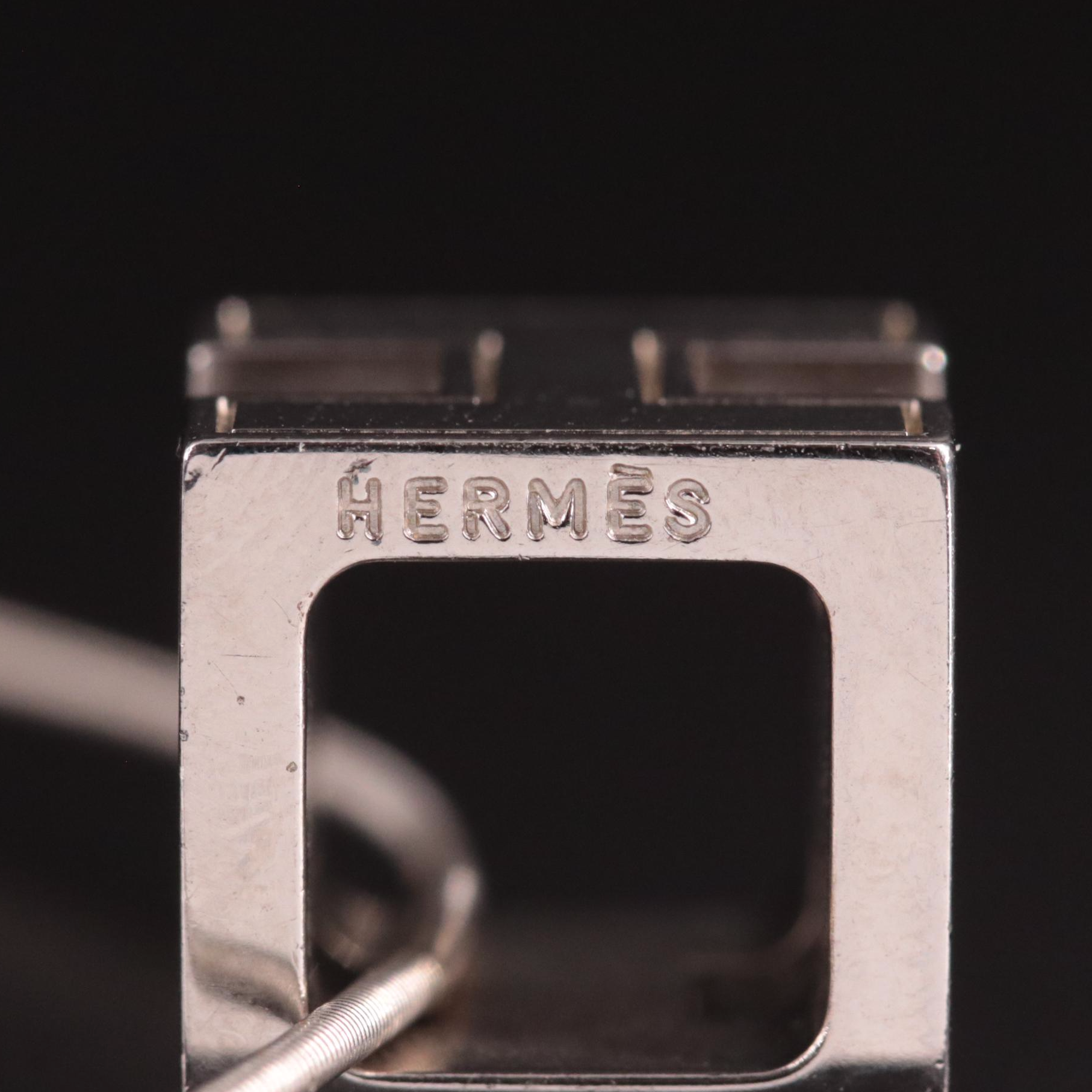 Hermès H Logo Pendant Necklace | EBTH