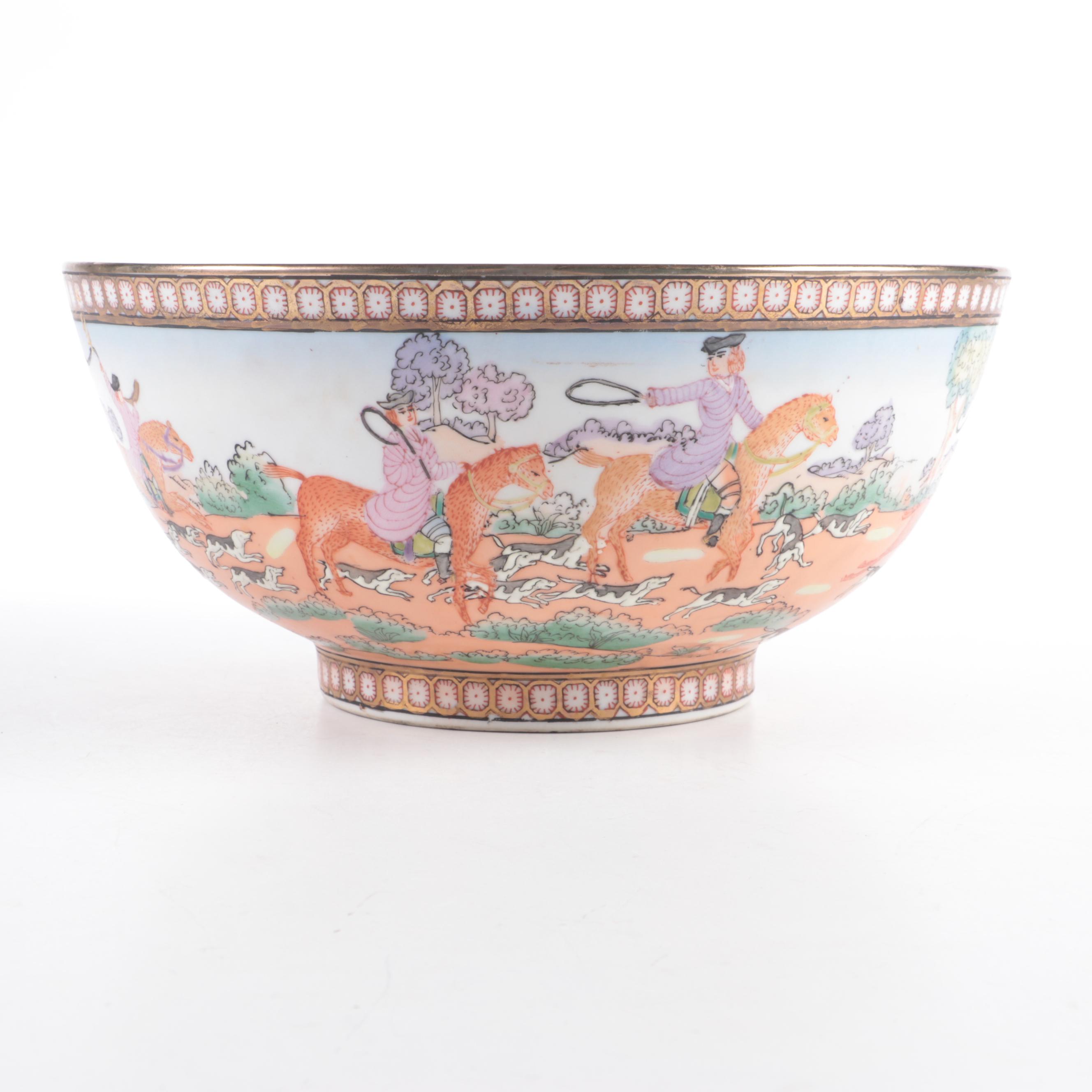 Chinese Export Porcelain Fox Hunting Bowl with Carved Stand | EBTH