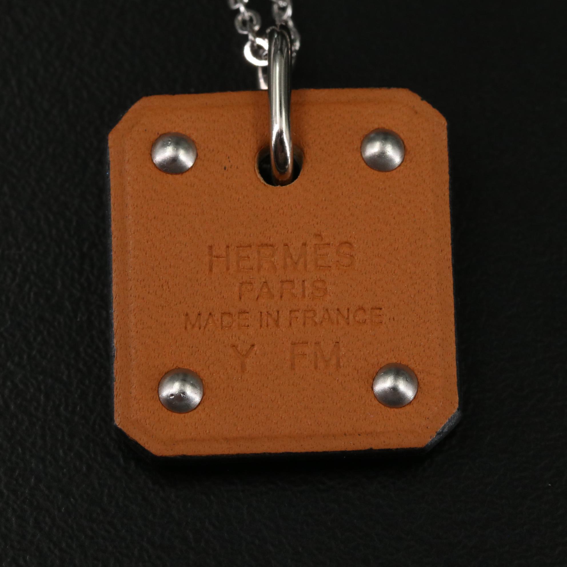 Hermès Tag with Heart Pendant Necklace with Box | EBTH