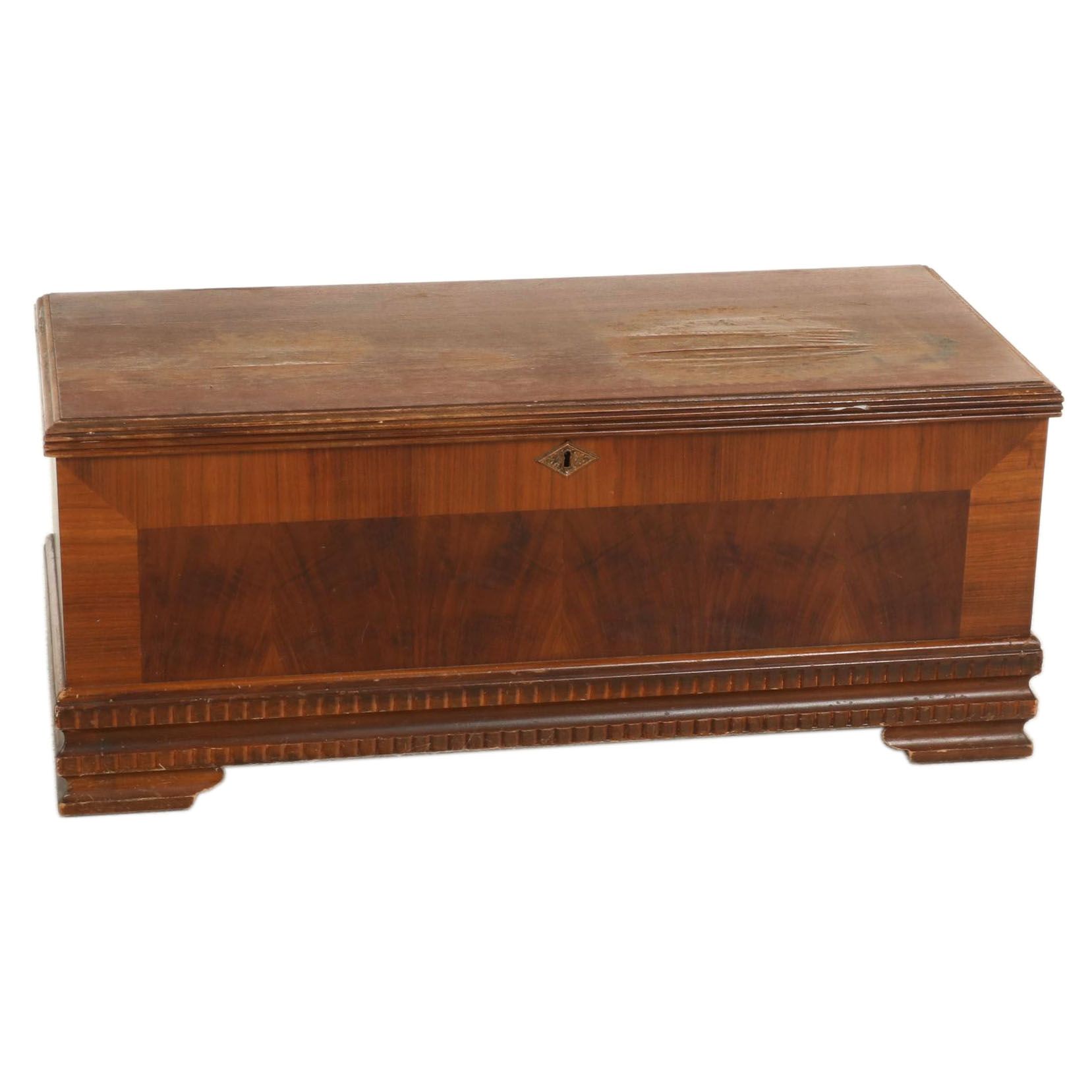 Rocs Chests Art Deco Style Waterfall Cedar Chest | EBTH